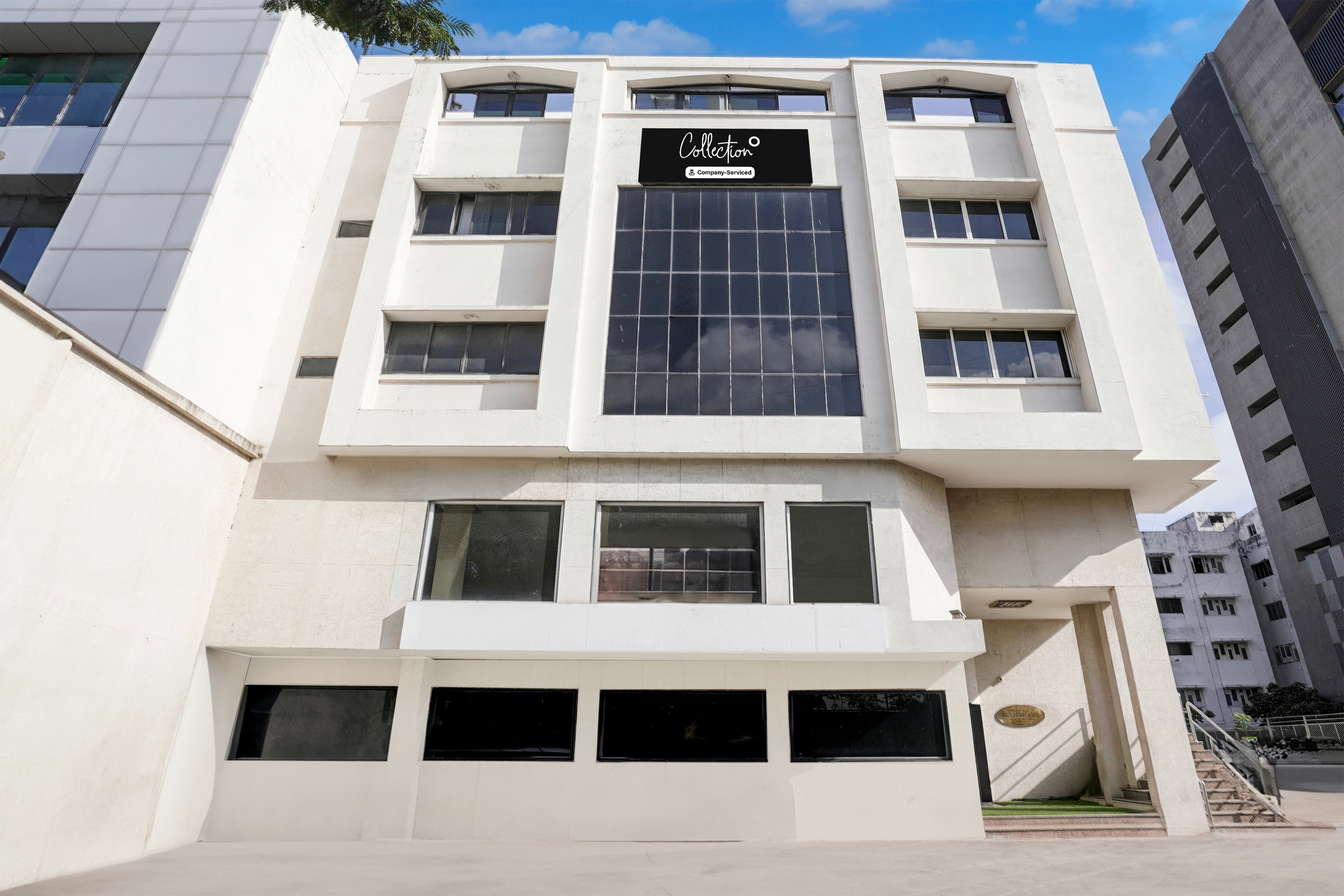 Super Collection O Limda Chowk Formerly Hotel Harmony 𝗕𝗢𝗢𝗞 Rajkot Hotel