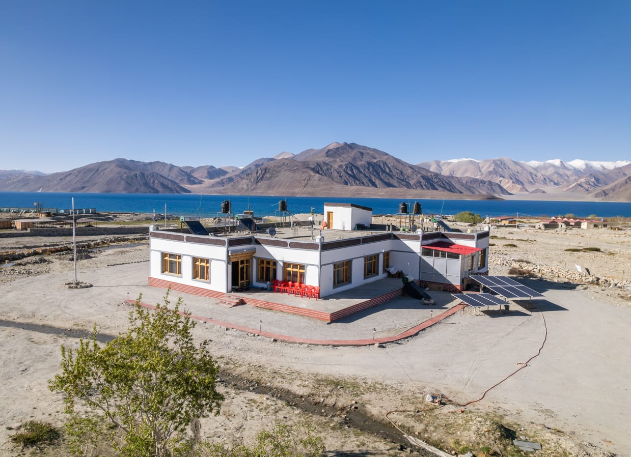 Pangong Nest | A Boutique Cottage near Pangong Lake 𝗕𝗢𝗢𝗞 Pangong Cottage