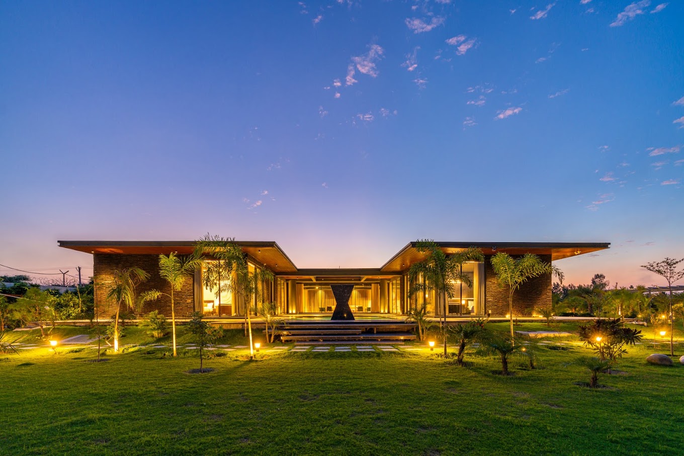 INFINITY VILLA 𝗕𝗢𝗢𝗞 Delhi Villa