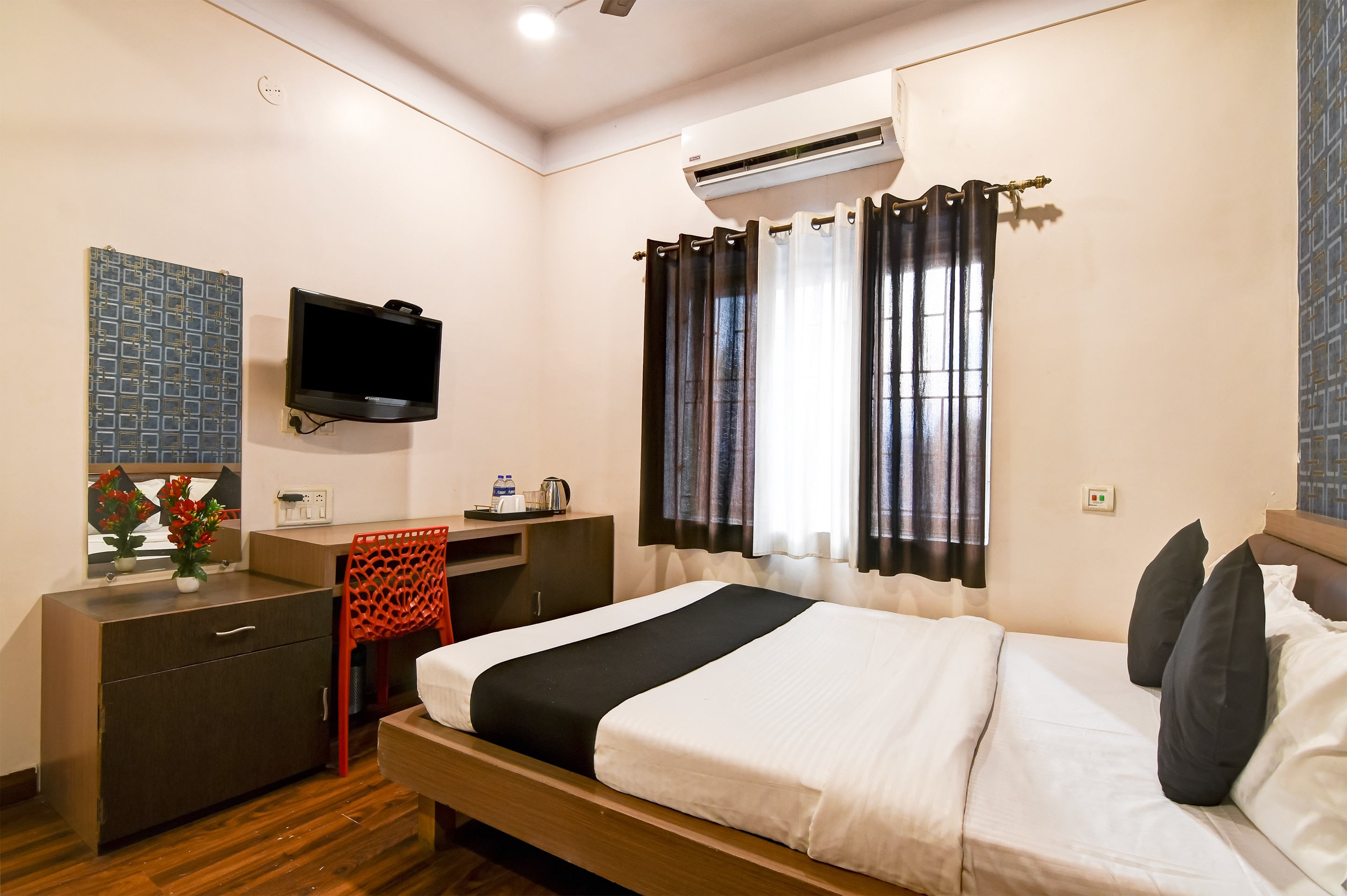 Brill Maner Residency Opposite Technopolis Salt Lake Homestay Kolkata ...
