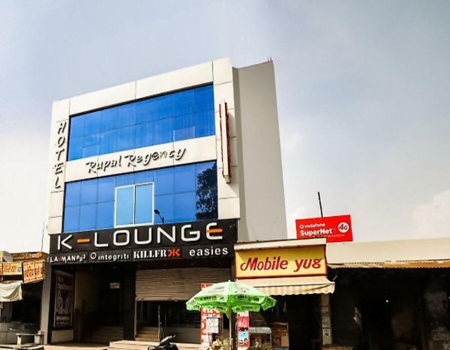Rupal Regency 𝗕𝗢𝗢𝗞 Mainpuri Hotel