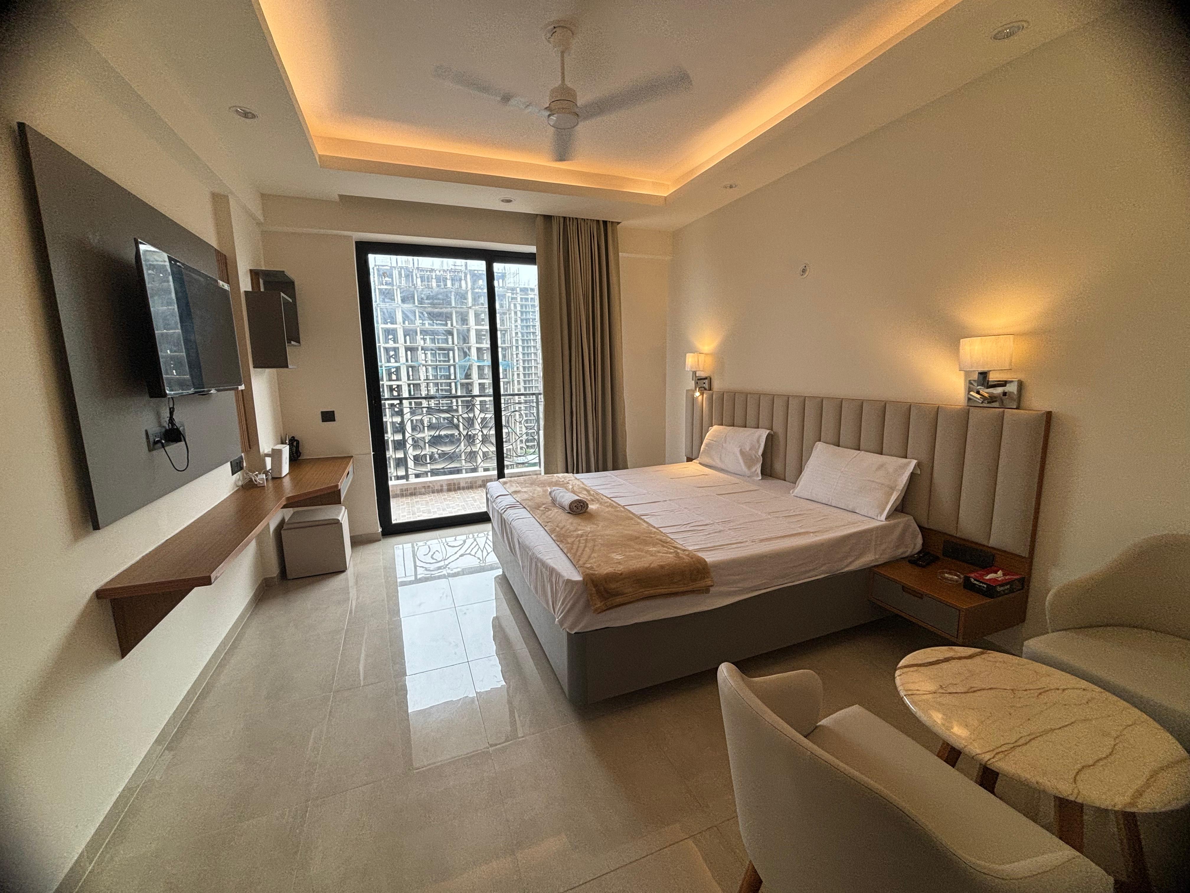 Photos of A beautiful studio apartment- Omaxe Hazratganj - Lucknow Hotel on Goibibo