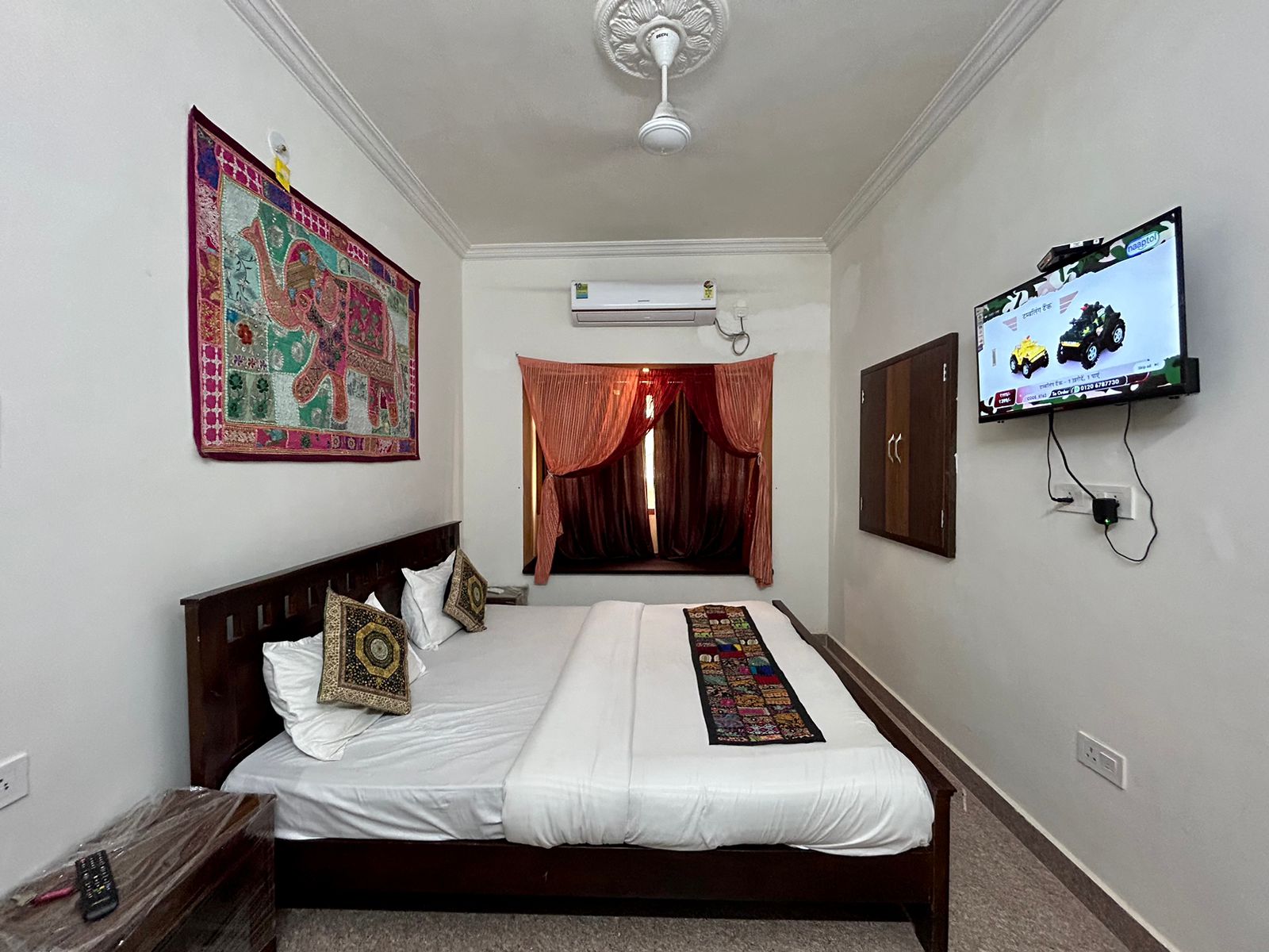 Hotel Chandra Inn 𝗕𝗢𝗢𝗞 Jaisalmer Hotel