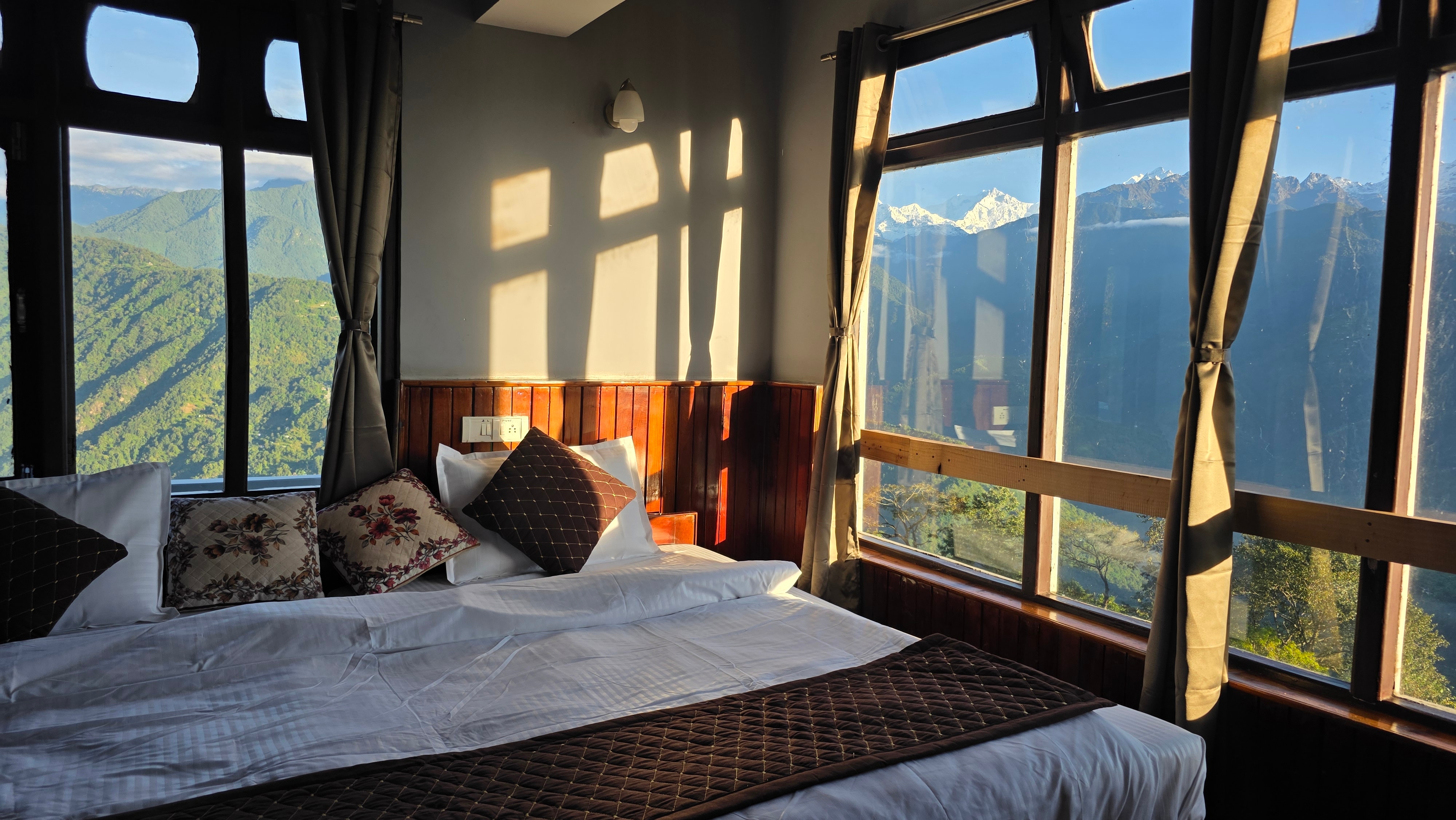 Sikkimese Inn 𝗕𝗢𝗢𝗞 Pelling Hotel