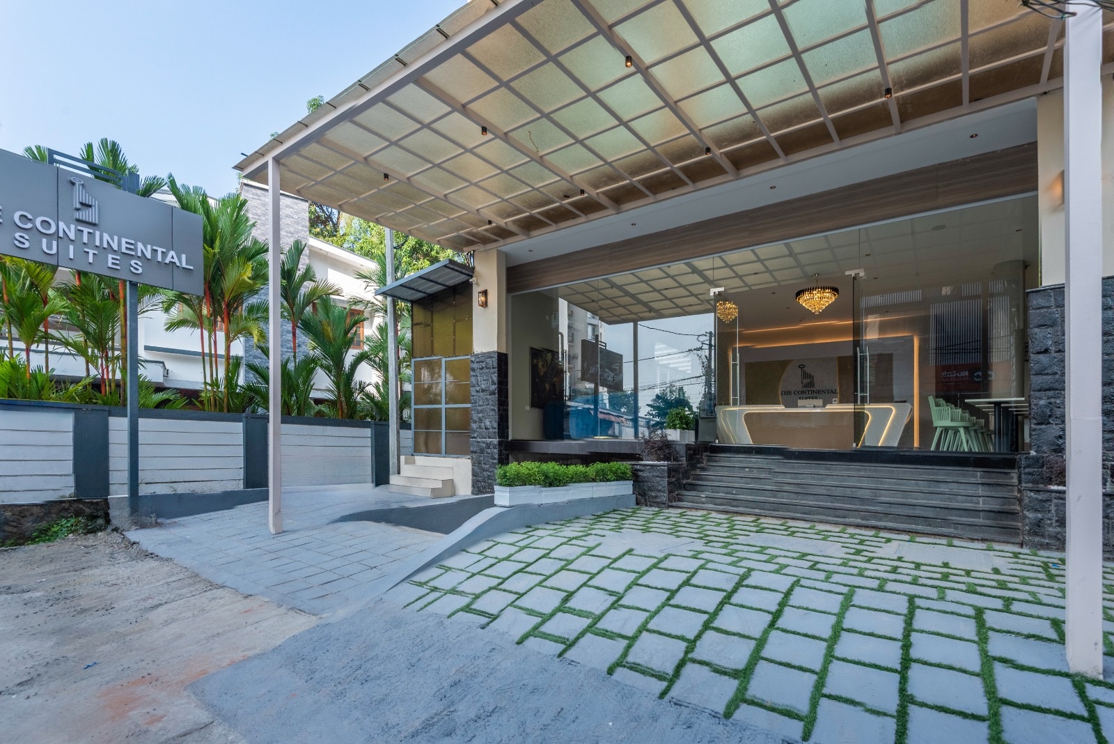 THE CONTINENTAL SUITES 𝗕𝗢𝗢𝗞 Calicut (Kozhikode) Hotel
