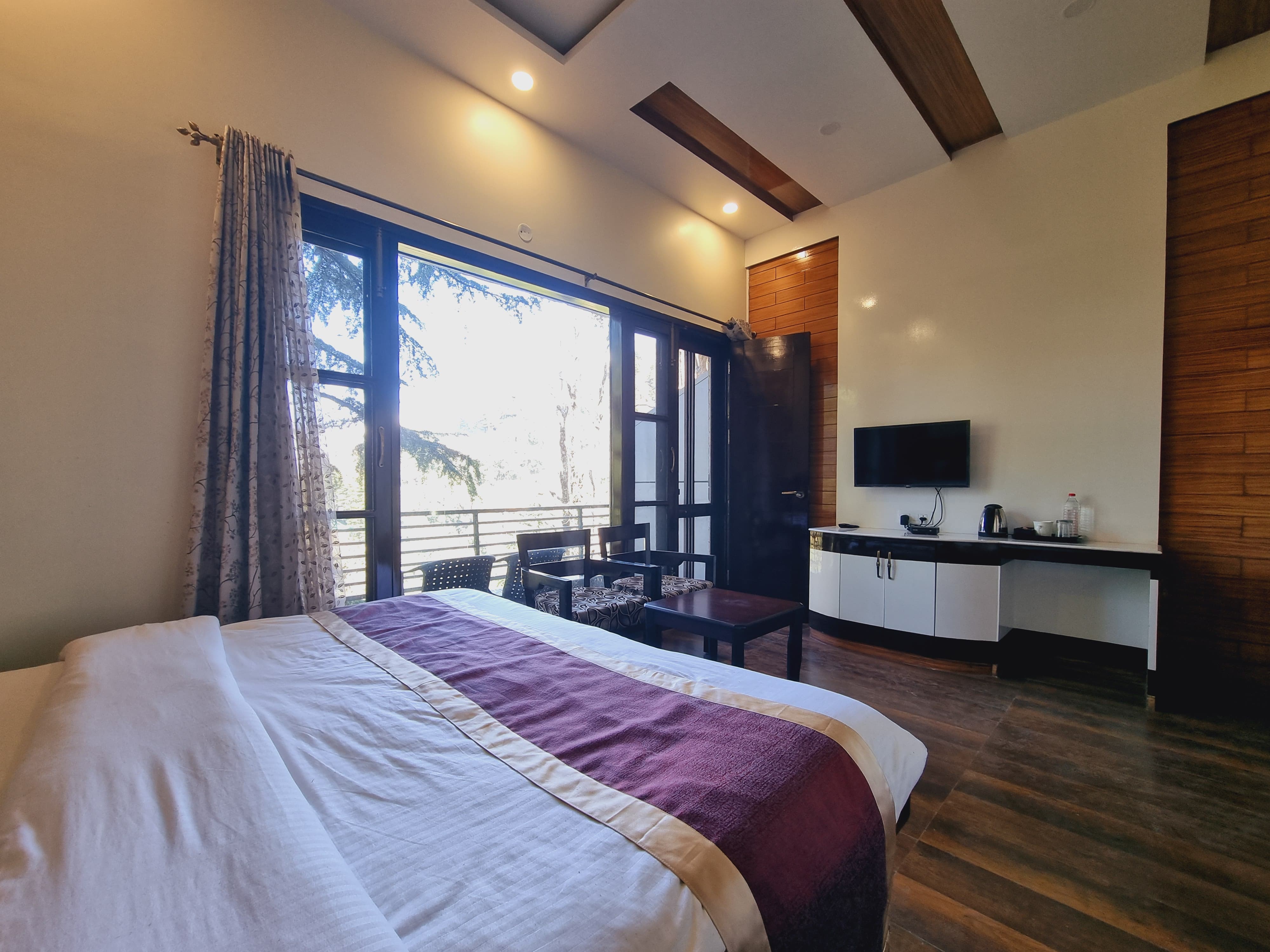 Uber Hotels 𝗕𝗢𝗢𝗞 Dalhousie Hotel