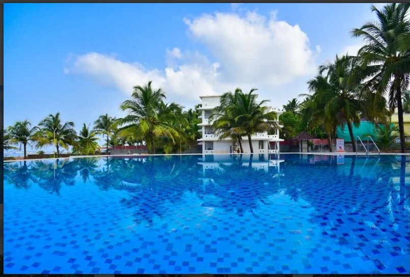 Visava Beach Resort 𝗕𝗢𝗢𝗞 Malvan Resort