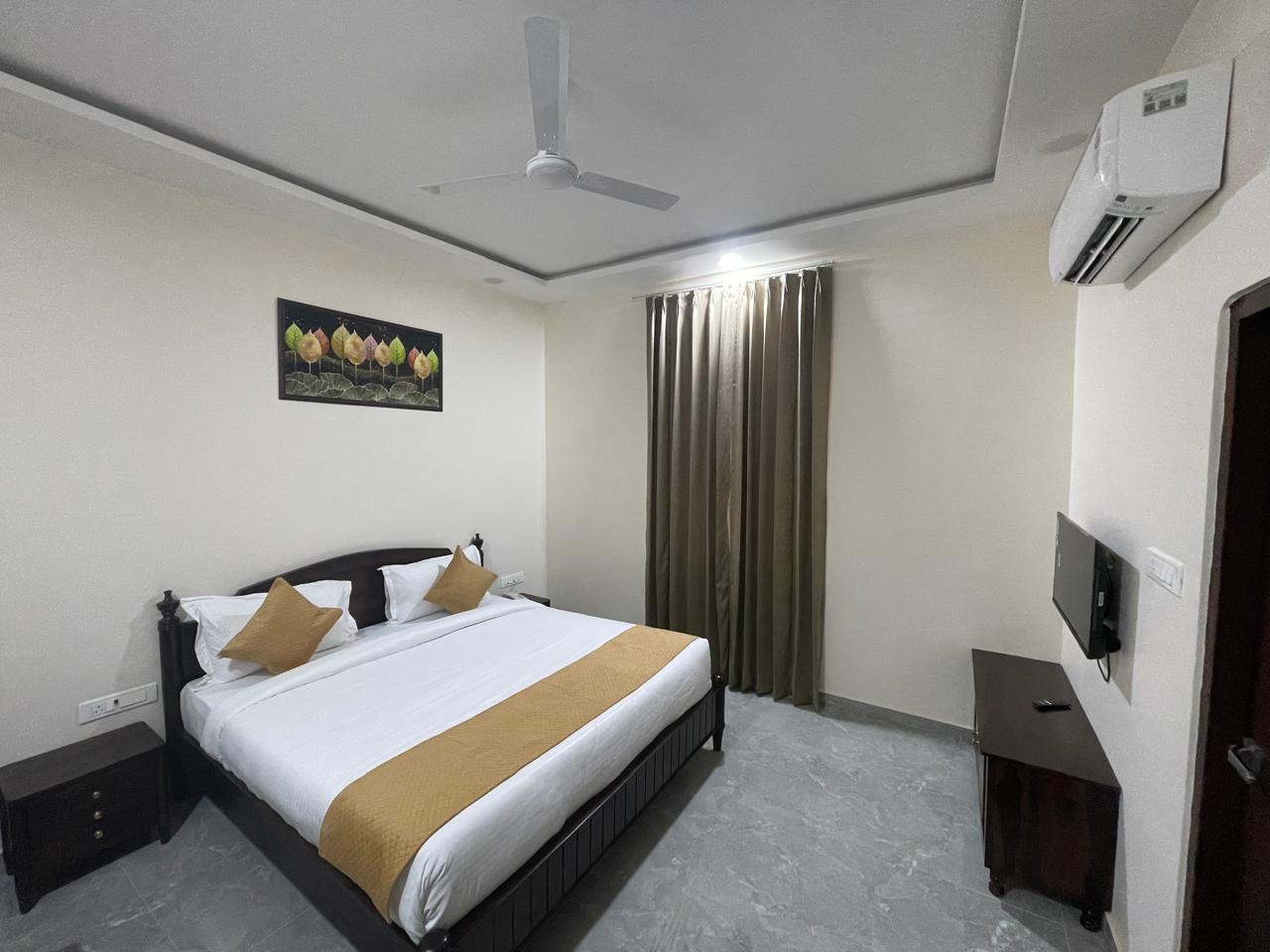 Harigarh Resort 𝗕𝗢𝗢𝗞 Falna Hotel
