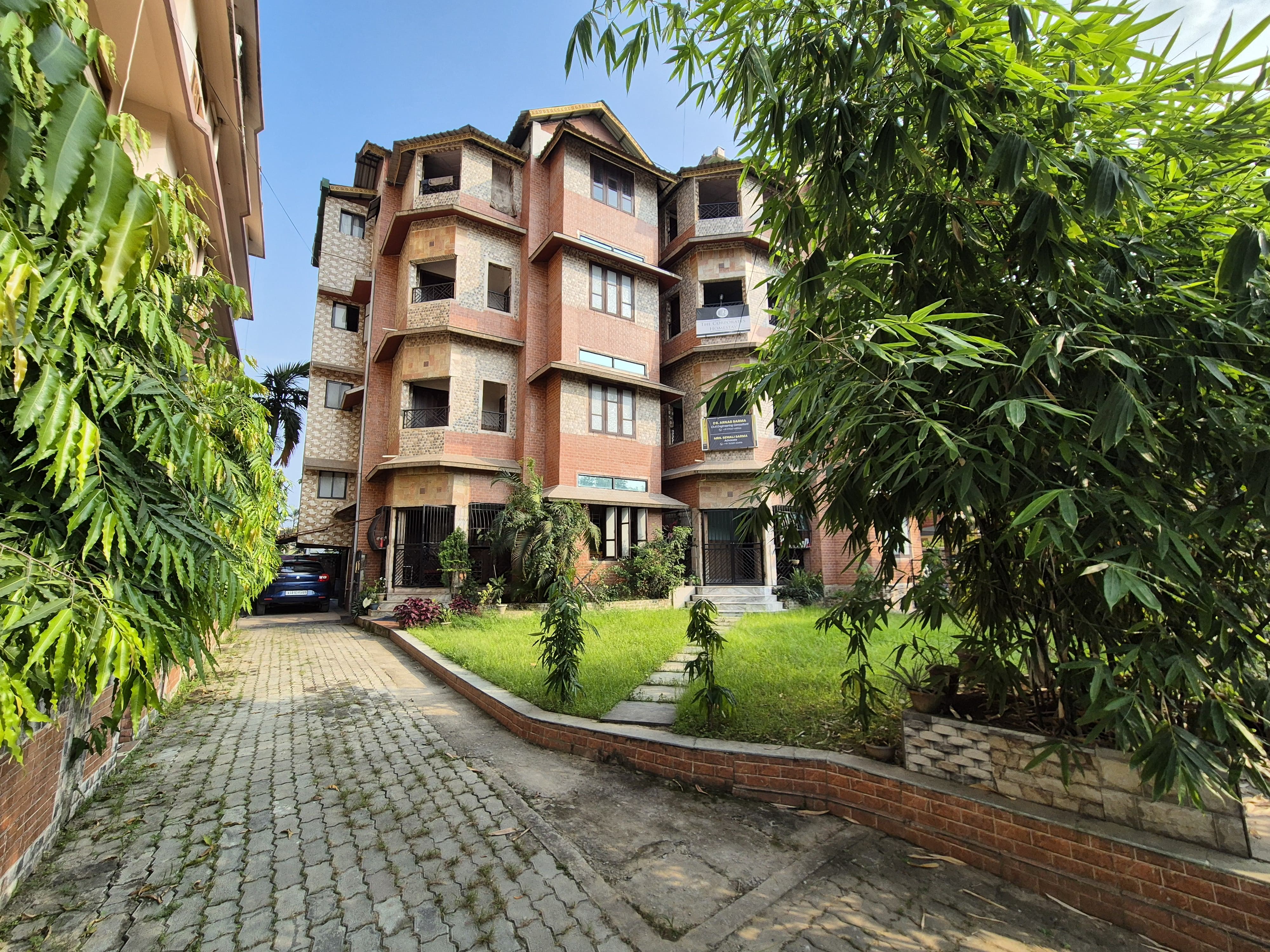 The Corporates Homestay 𝗕𝗢𝗢𝗞 Guwahati Homestay