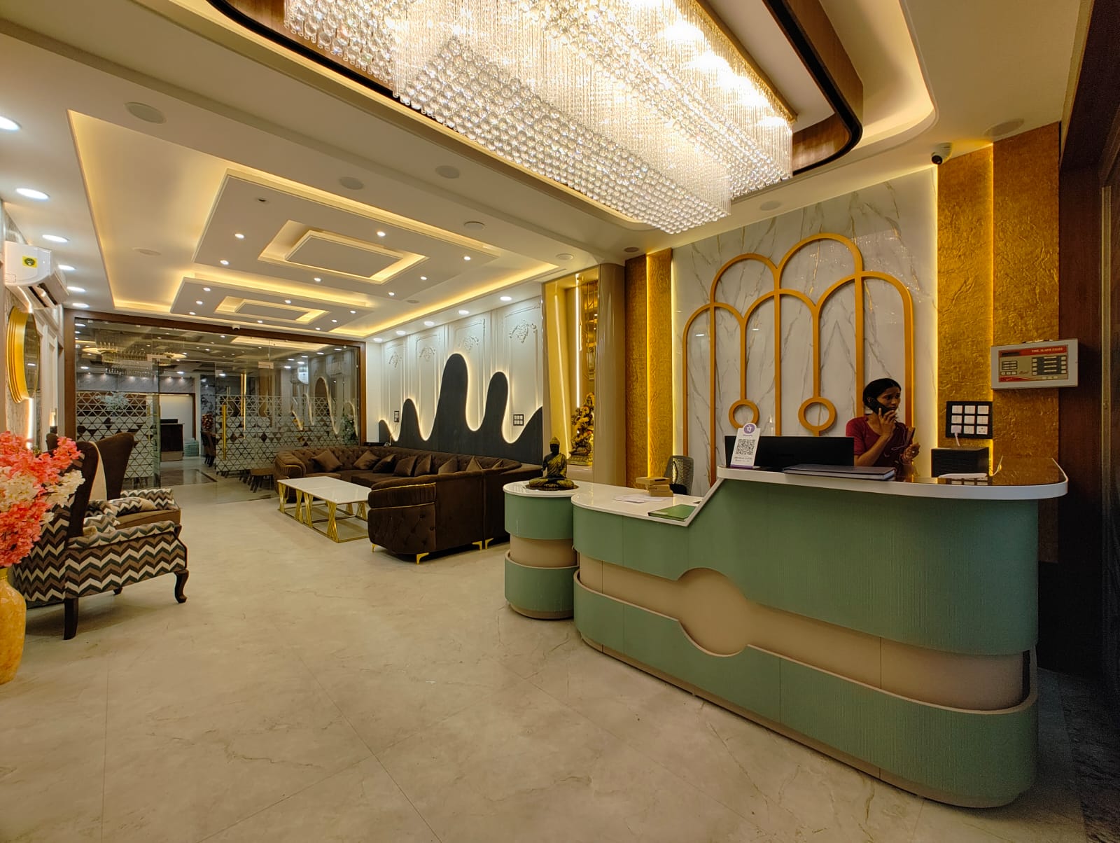 The Golden Way Hotel Aligarh - Reviews, Photos & Offer