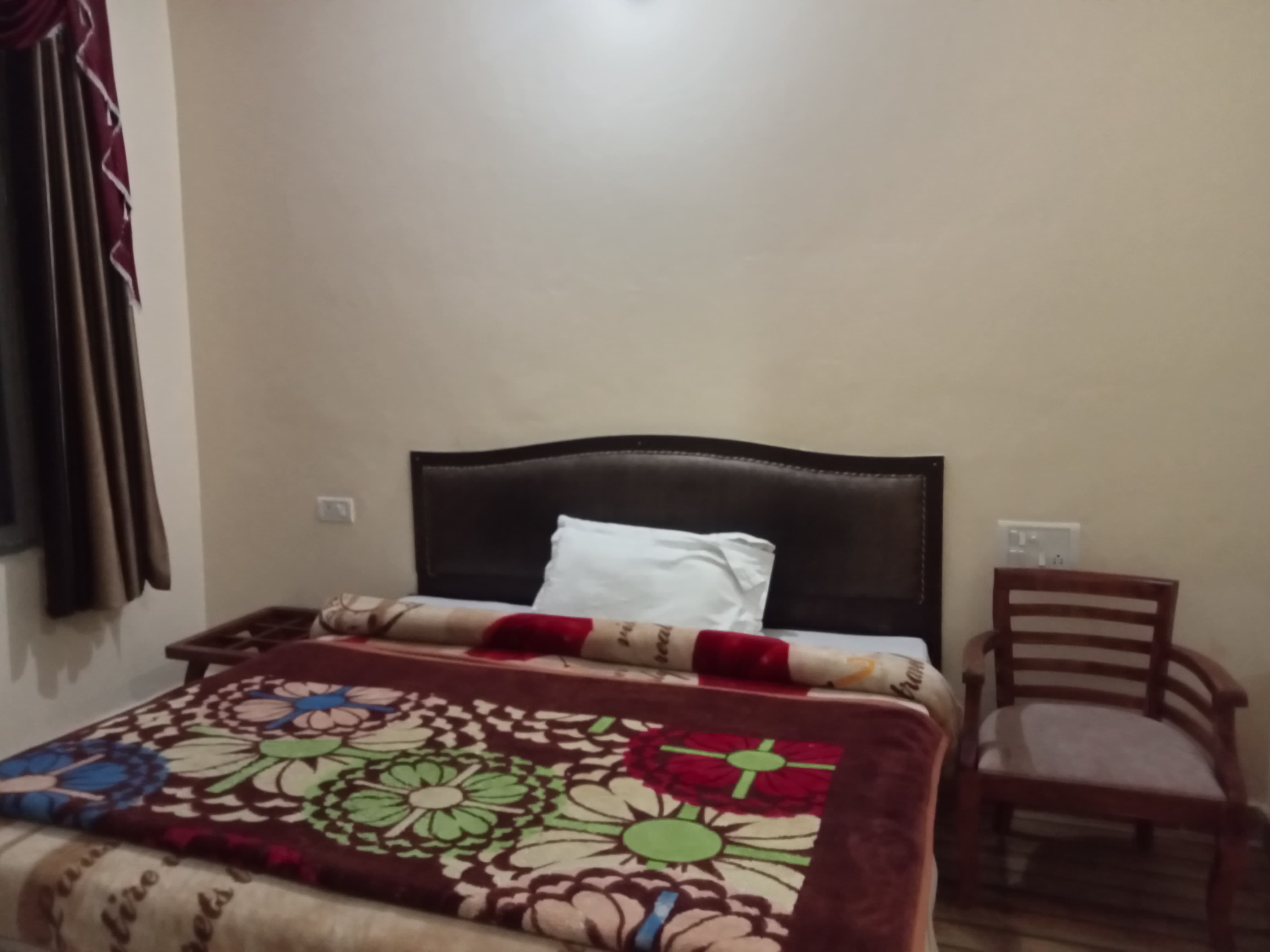 2RK Family Suites in Mcleod Ganj 𝗕𝗢𝗢𝗞 Dharamshala Homestay