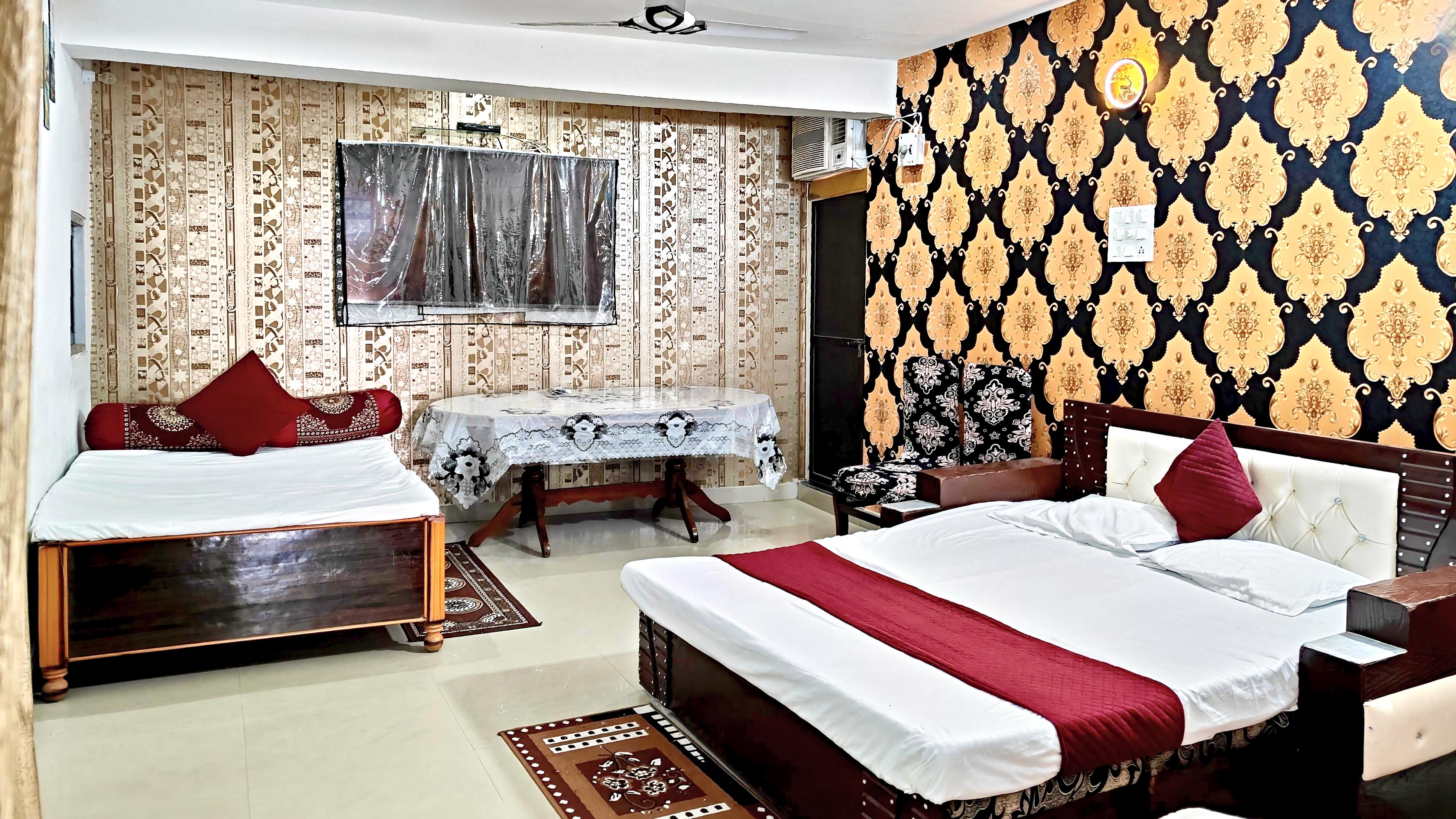 Sri Kashi Vishwanath Homestay Varanasi - Reviews, Photos & Offer