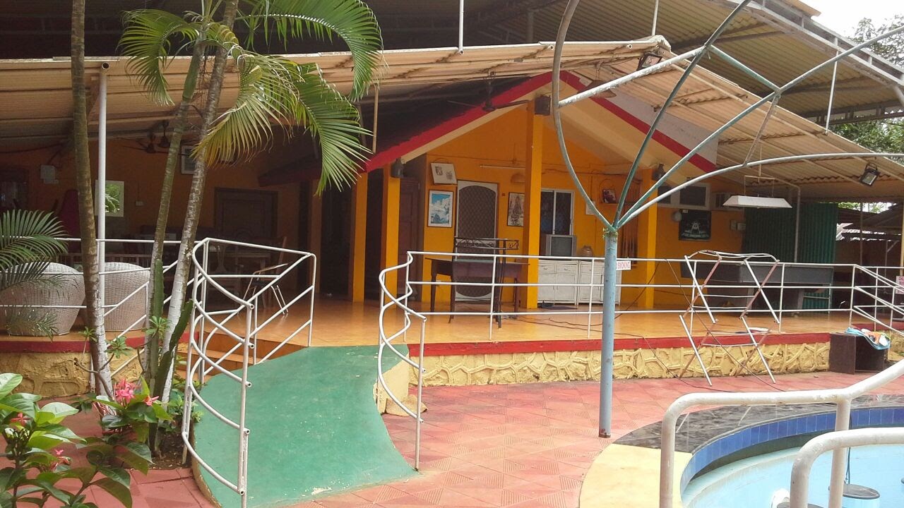 Photos of Couples Getaway at Rustic Beachside Property at Elysium ...