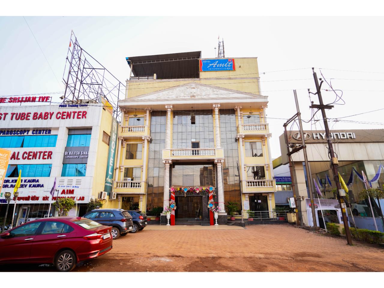 Hotel Amit International 𝗕𝗢𝗢𝗞 Bhilai Hotel