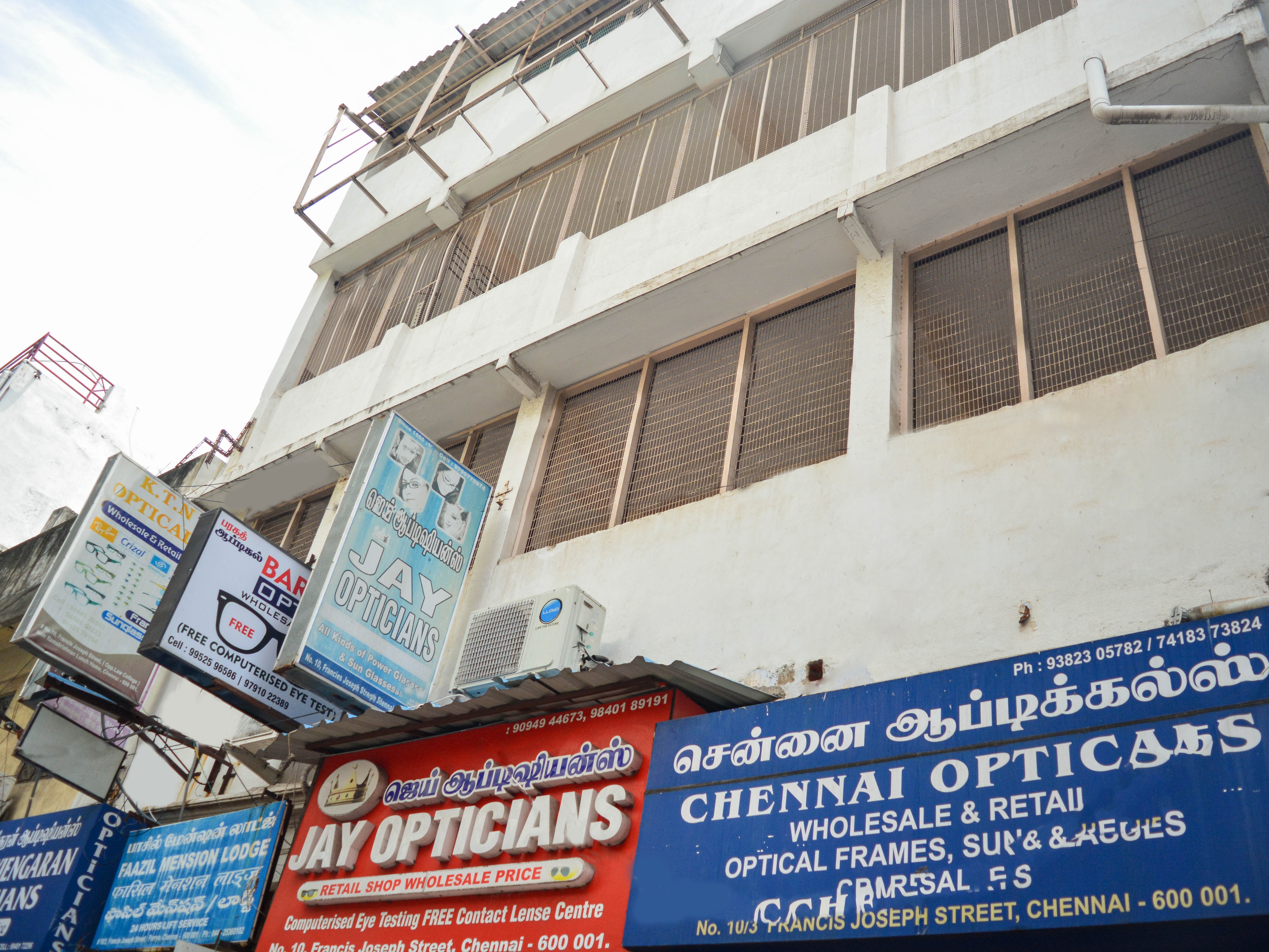 faazil mansion Guest House Chennai - Reviews, Photos & Offer