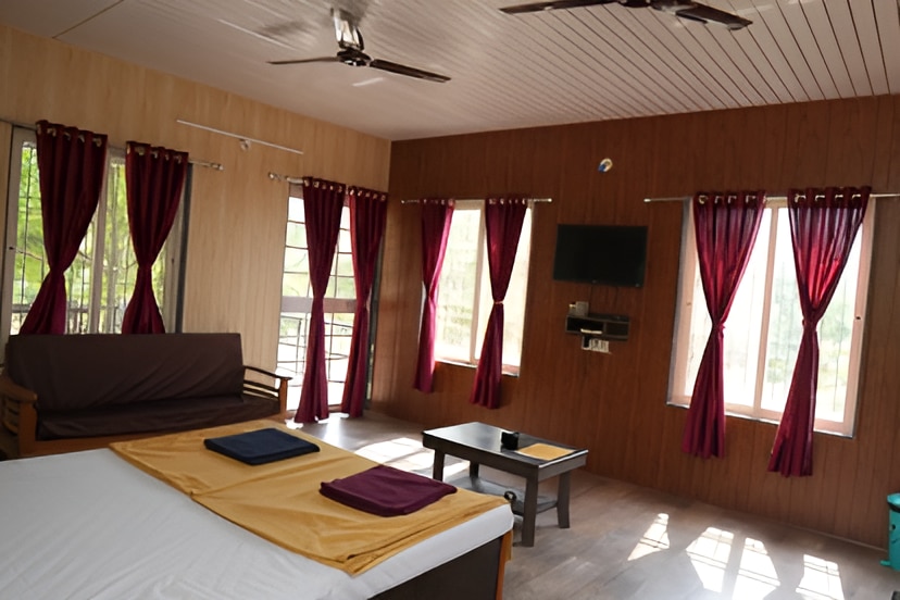 Bimal Farm Home Stay 𝗕𝗢𝗢𝗞 Trimbak Cottage