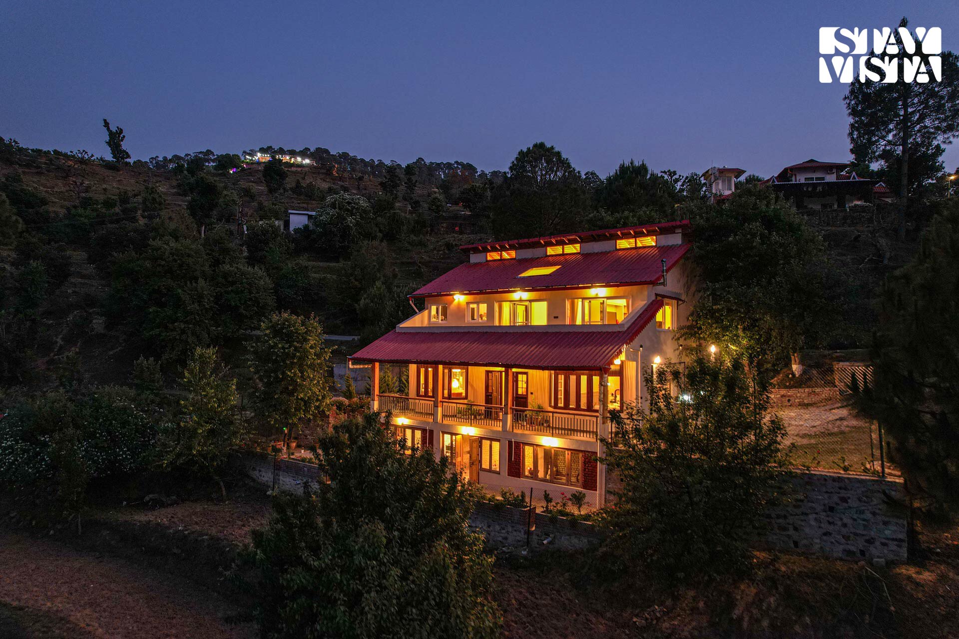 StayVista at Little Frida 𝗕𝗢𝗢𝗞 Kosya Kutauli Villa