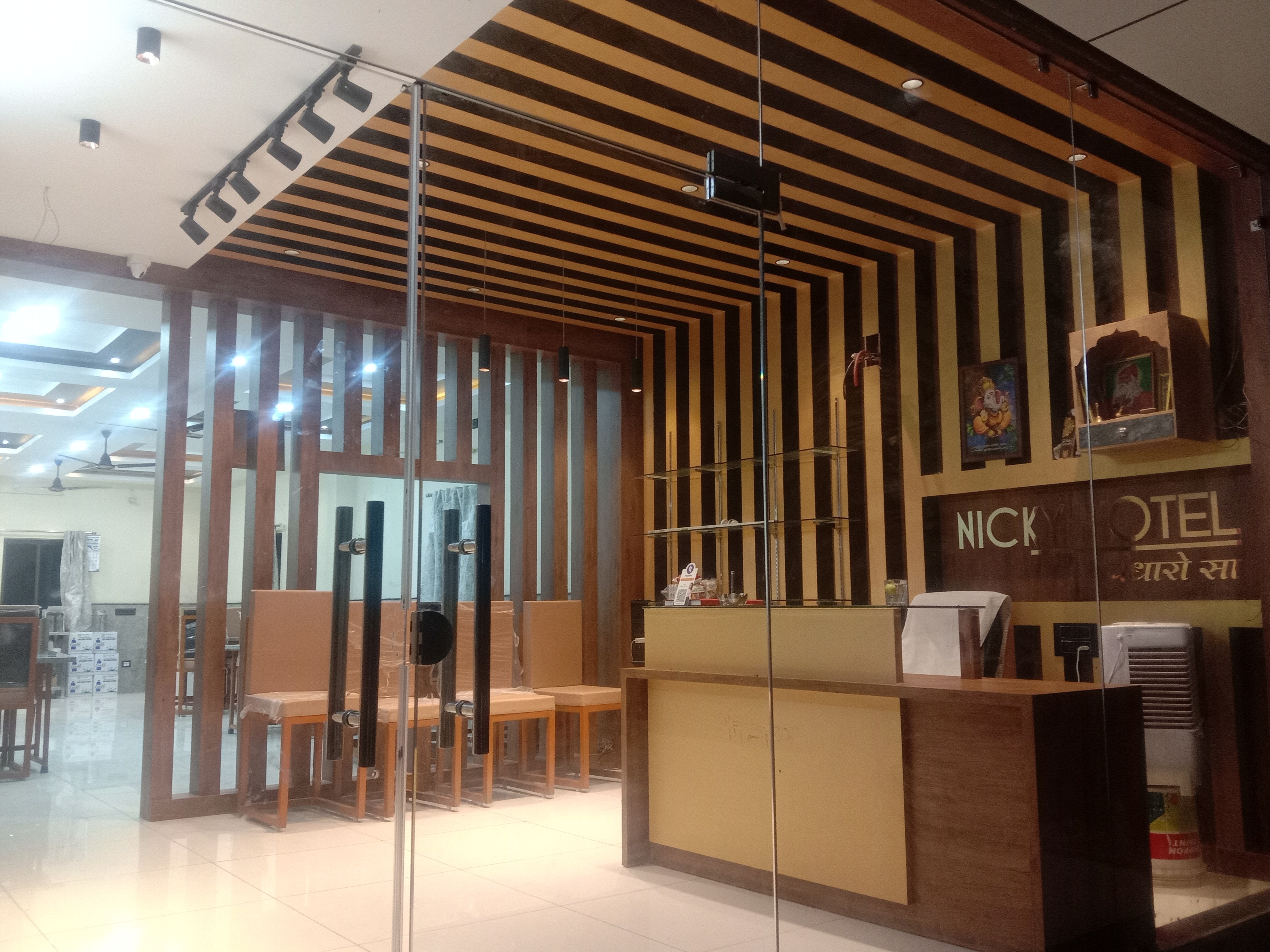 Nicky Hotel 𝗕𝗢𝗢𝗞 Phalodi Hotel