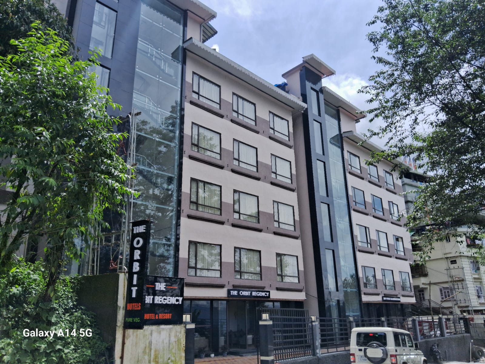 Orbit Regency 𝗕𝗢𝗢𝗞 Gangtok Hotel
