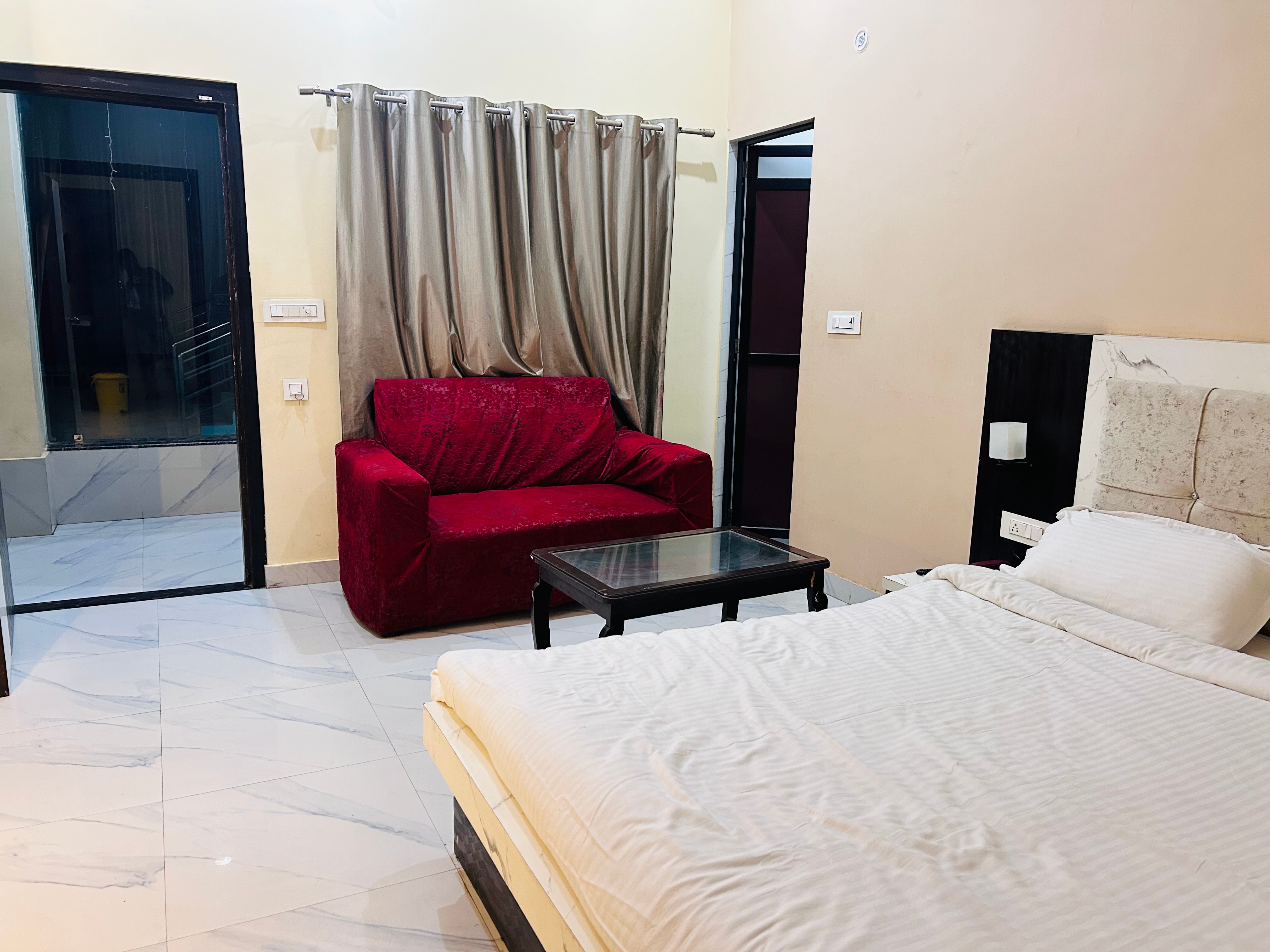 Gokuldham Hotel Naugarh - Reviews, Photos & Offer