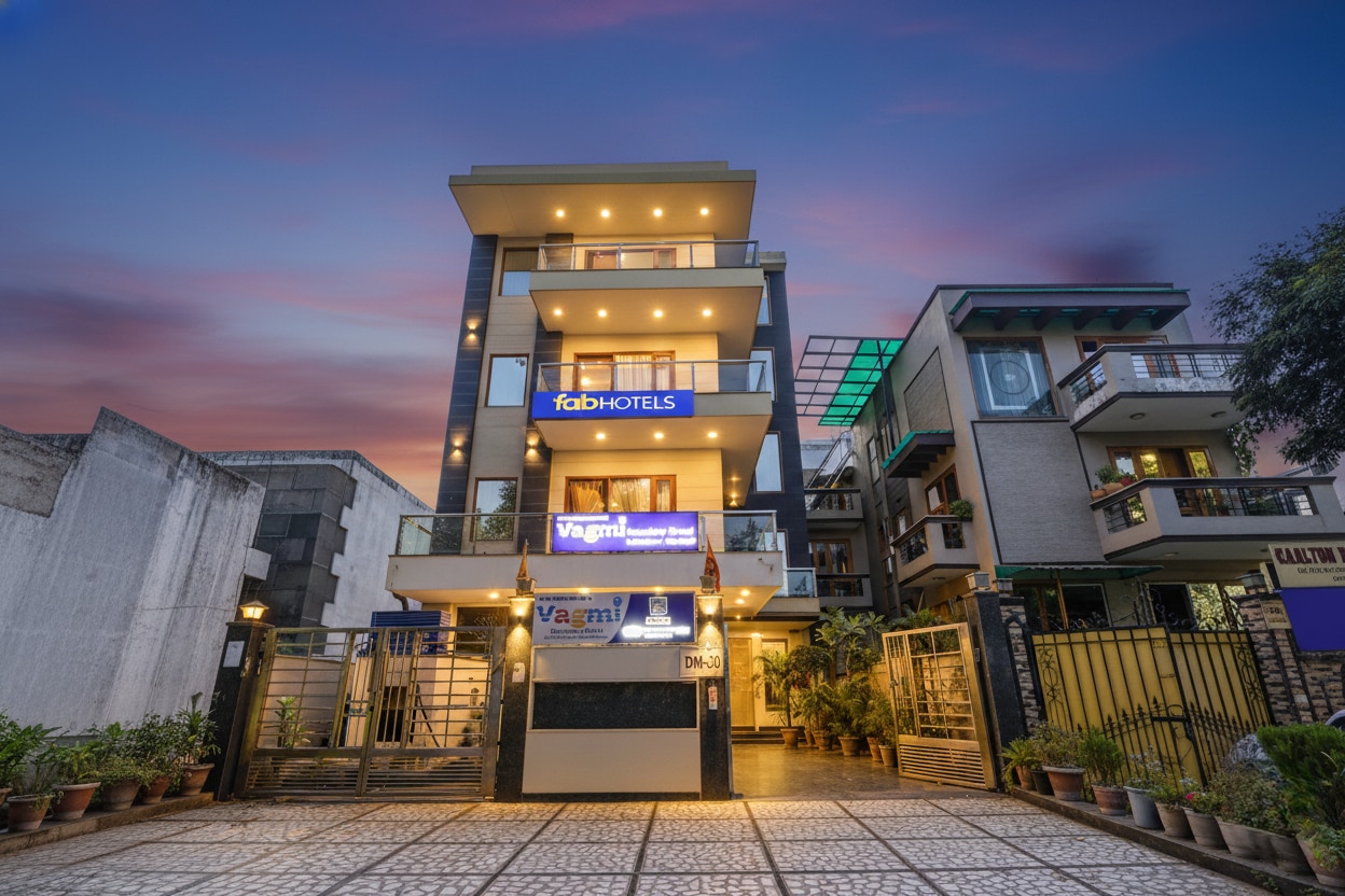 FabHotel Vagmi- 900m from Sikanderpur Metro Station 𝗕𝗢𝗢𝗞 Gurgaon Hotel