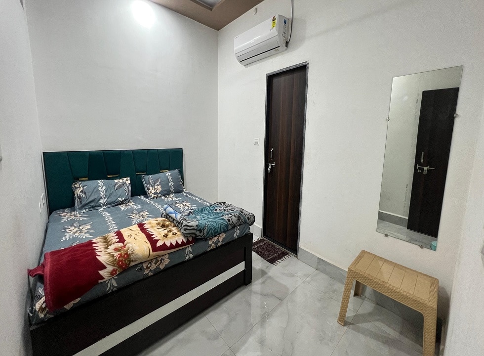 Shri jee krishna seva sadan Guest House Govardhan - Reviews, Photos & Offer