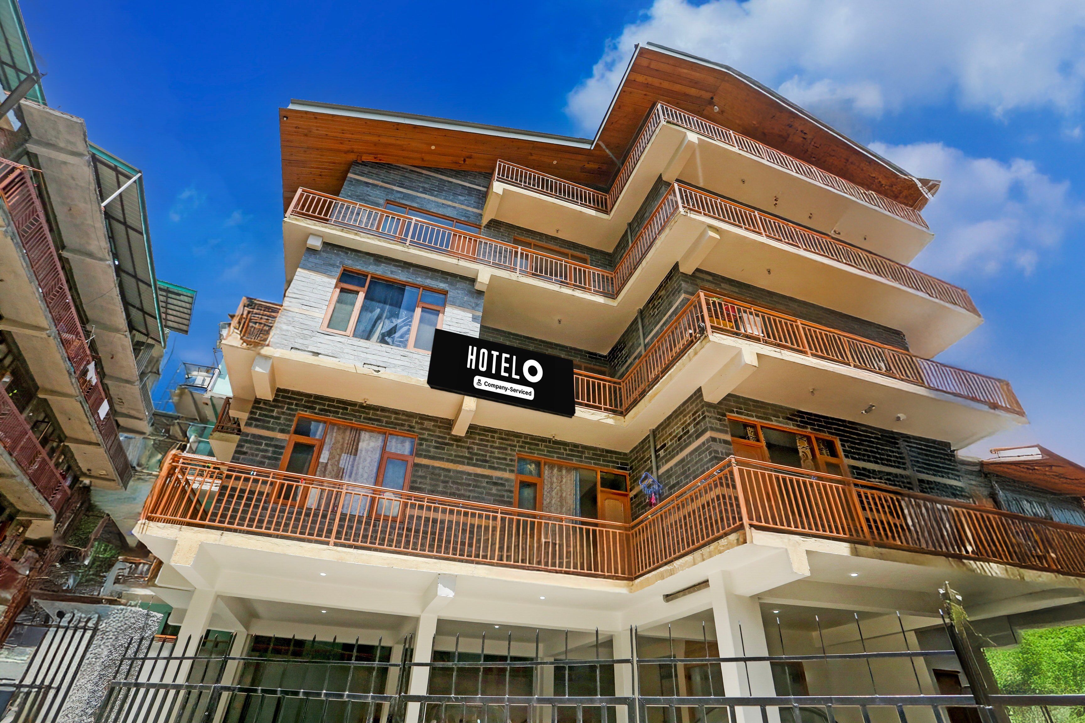 Rooms of Hotel O Model Town Road - Hotel in Manali