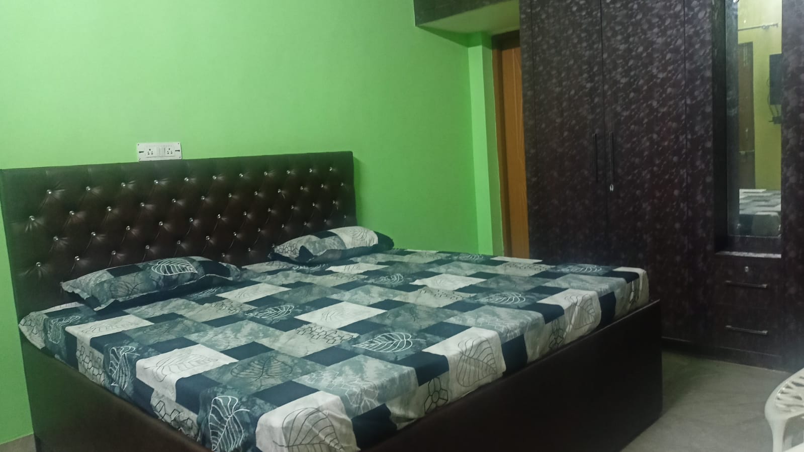 Shivangan 𝗕𝗢𝗢𝗞 Dehradun Homestay