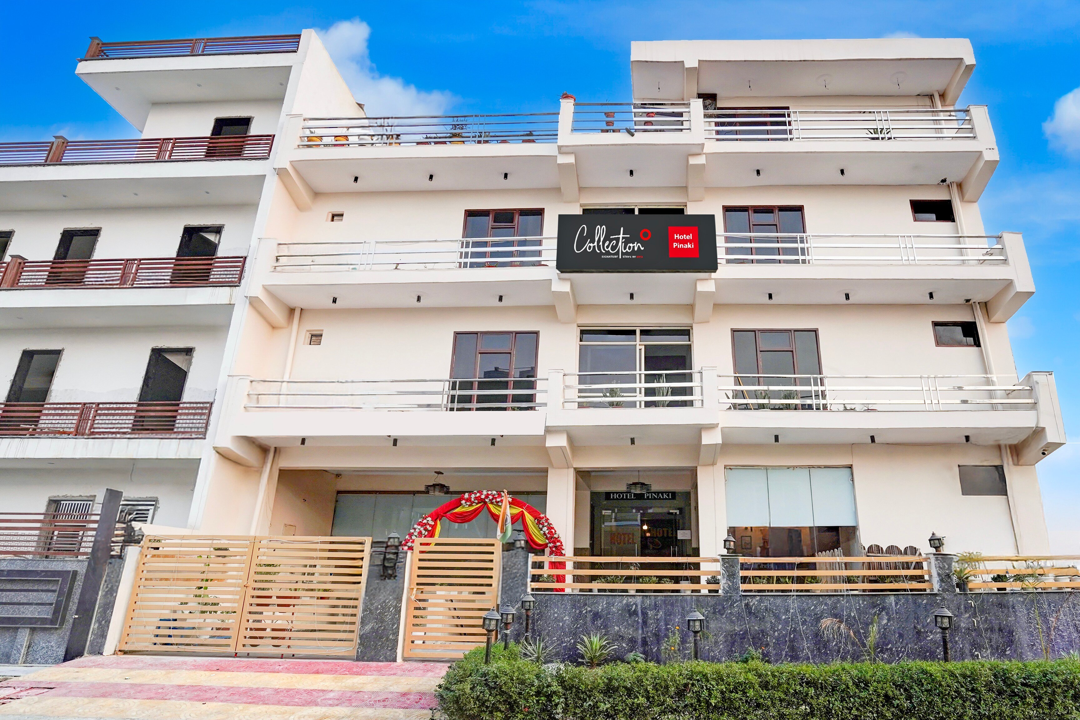 Super Collection O Pinaki Hotels & Resorts Greater Noida - Reviews ...