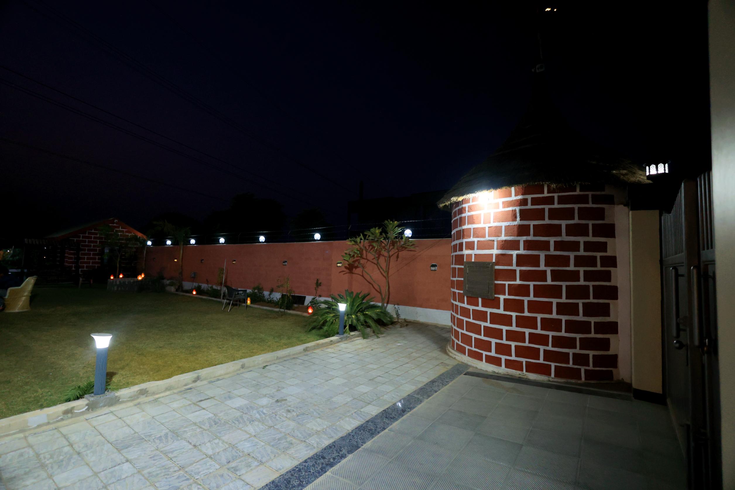 Ghanistha Farms 𝗕𝗢𝗢𝗞 Chomu Homestay