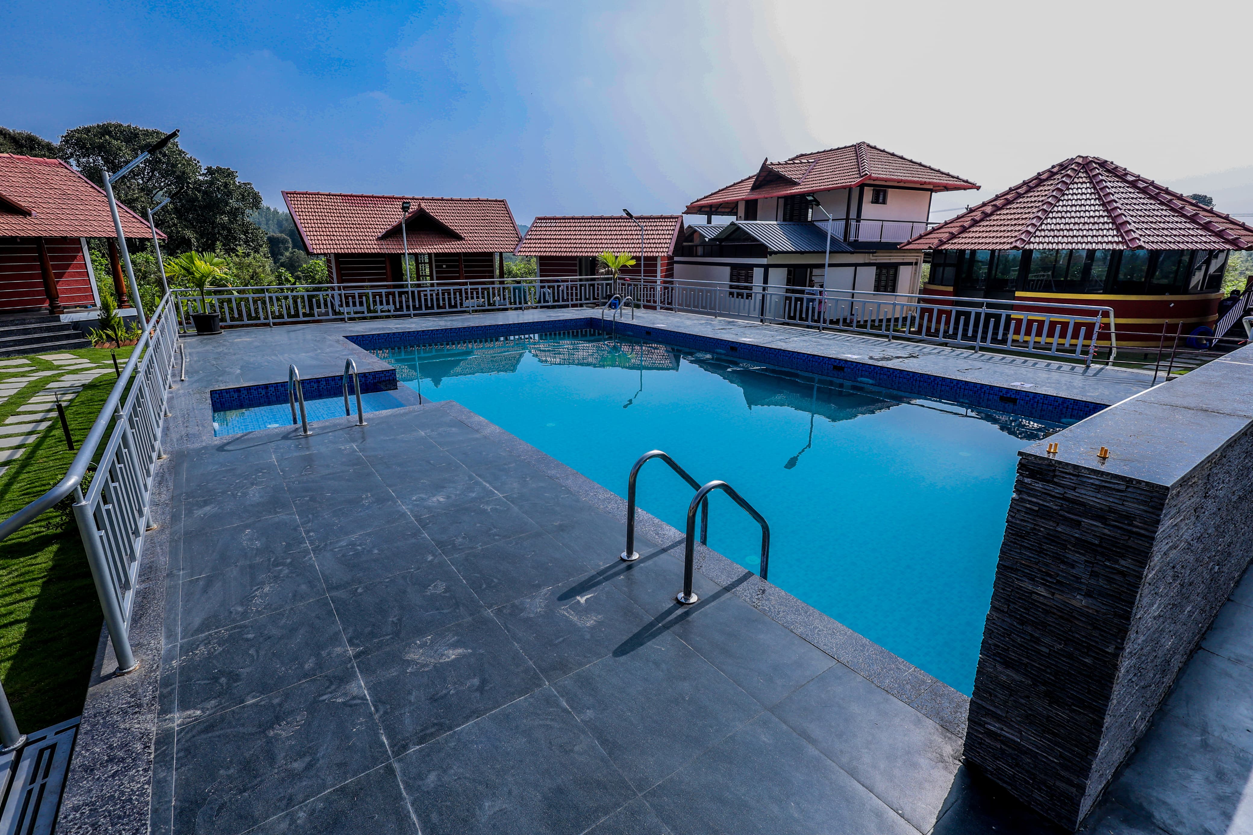 Mountain Peak Resort By TeraStay 𝗕𝗢𝗢𝗞 Alur, Karnataka Resort