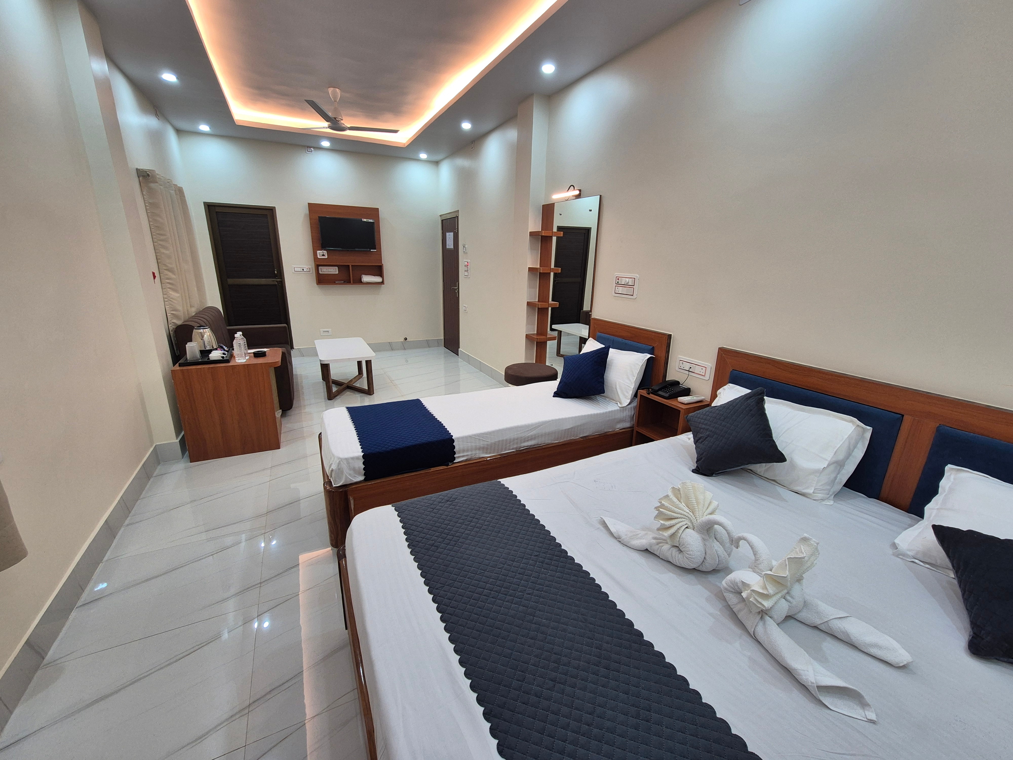 HOTEL PAYAL 𝗕𝗢𝗢𝗞 Sitamarhi Hotel