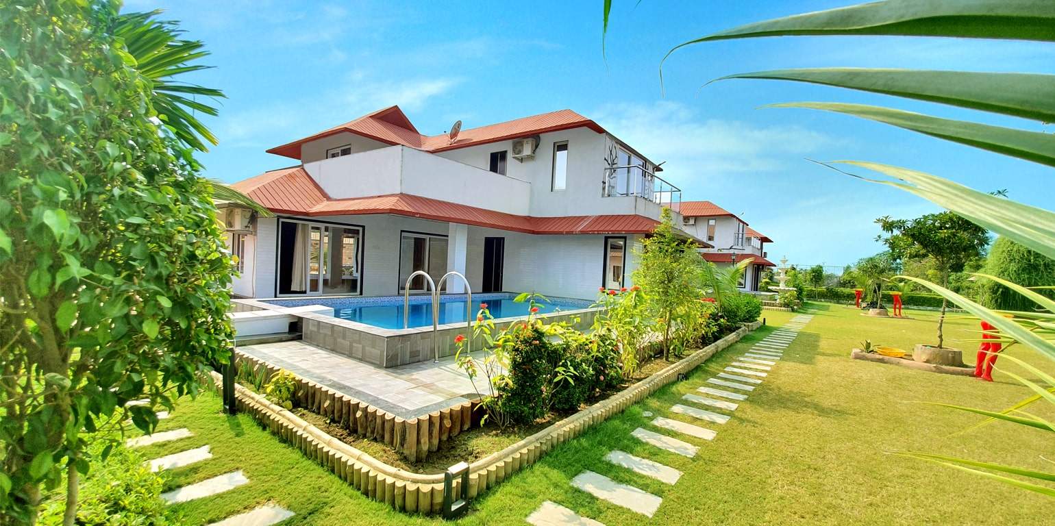 YOLOFarms 247 𝗕𝗢𝗢𝗞 Navsari Farm House