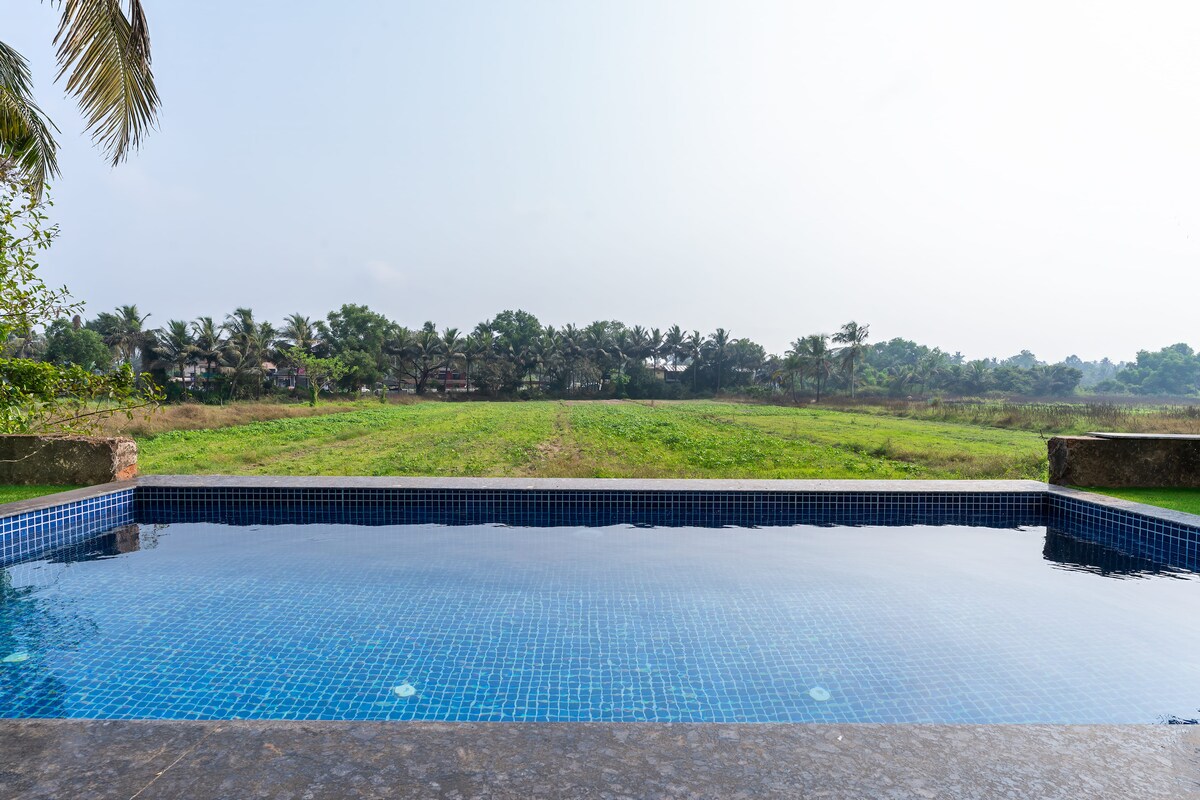 Amenities of 3BHK field view parra near Parra Coconut road by Limestays