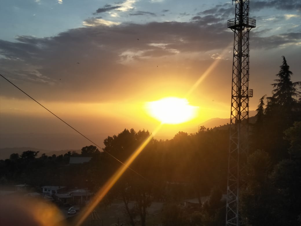 Sunset Point Homestay 𝗕𝗢𝗢𝗞 Bir Billing Homestay