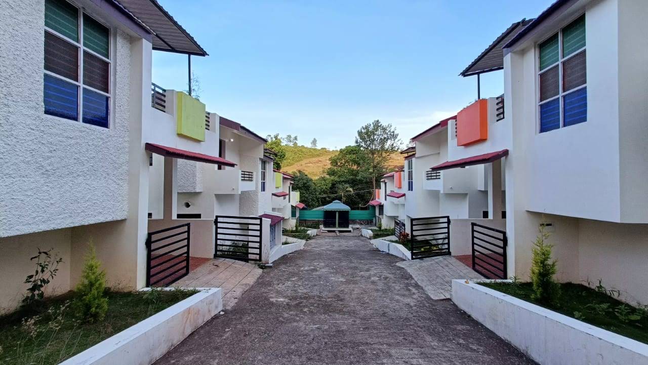 AK Villa 𝗕𝗢𝗢𝗞 Yercaud Villa