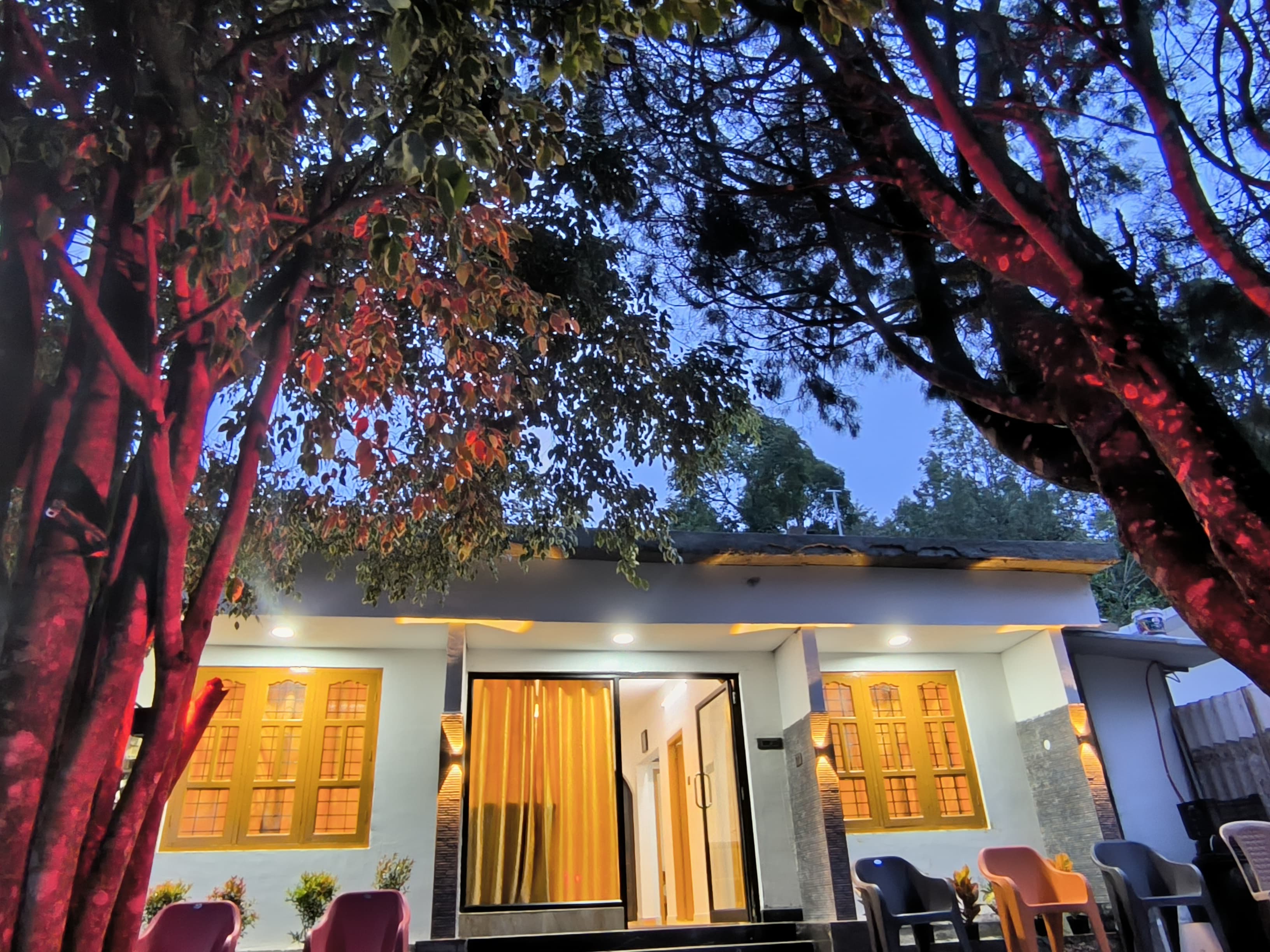 Dream Villa Suryanelli 𝗕𝗢𝗢𝗞 Munnar Homestay