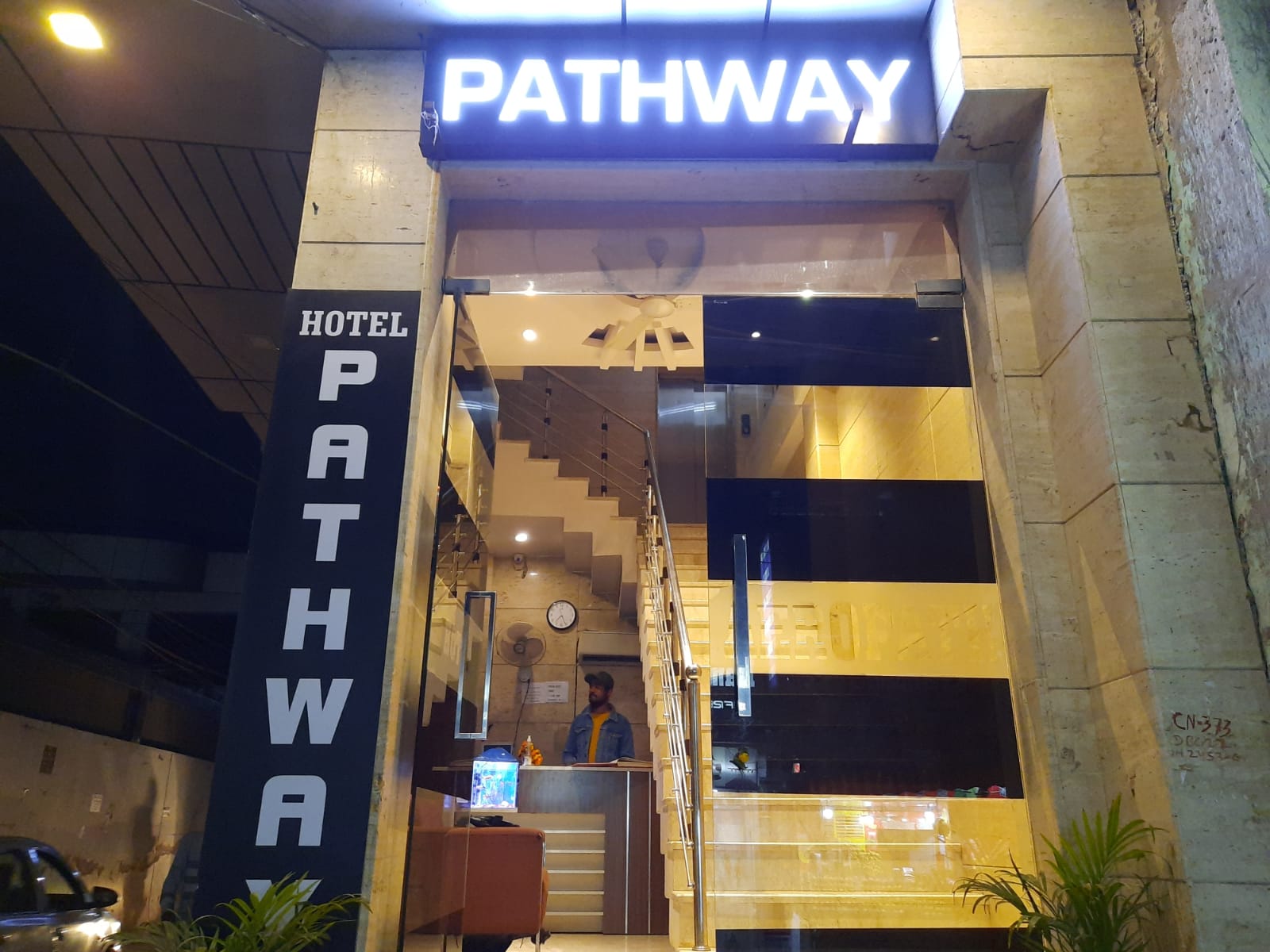Amenities of Hotel pathway