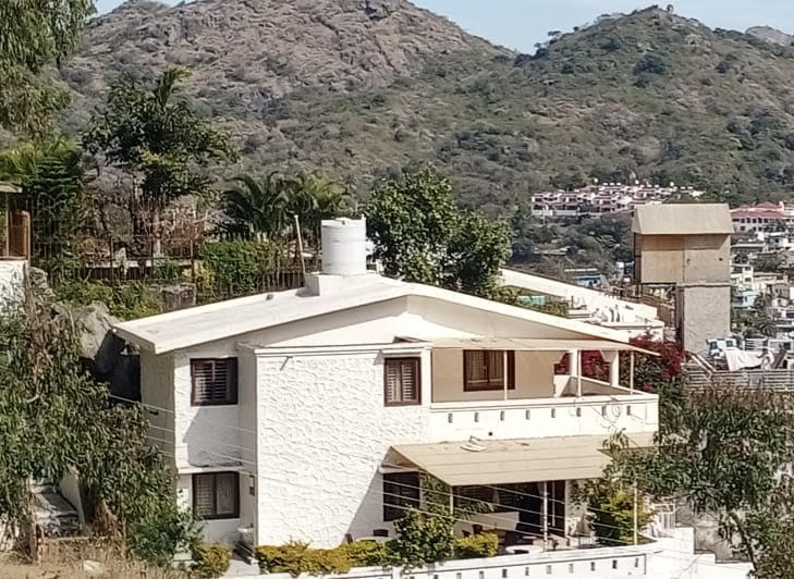 The Abu Villa 𝗕𝗢𝗢𝗞 Mount Abu Villa