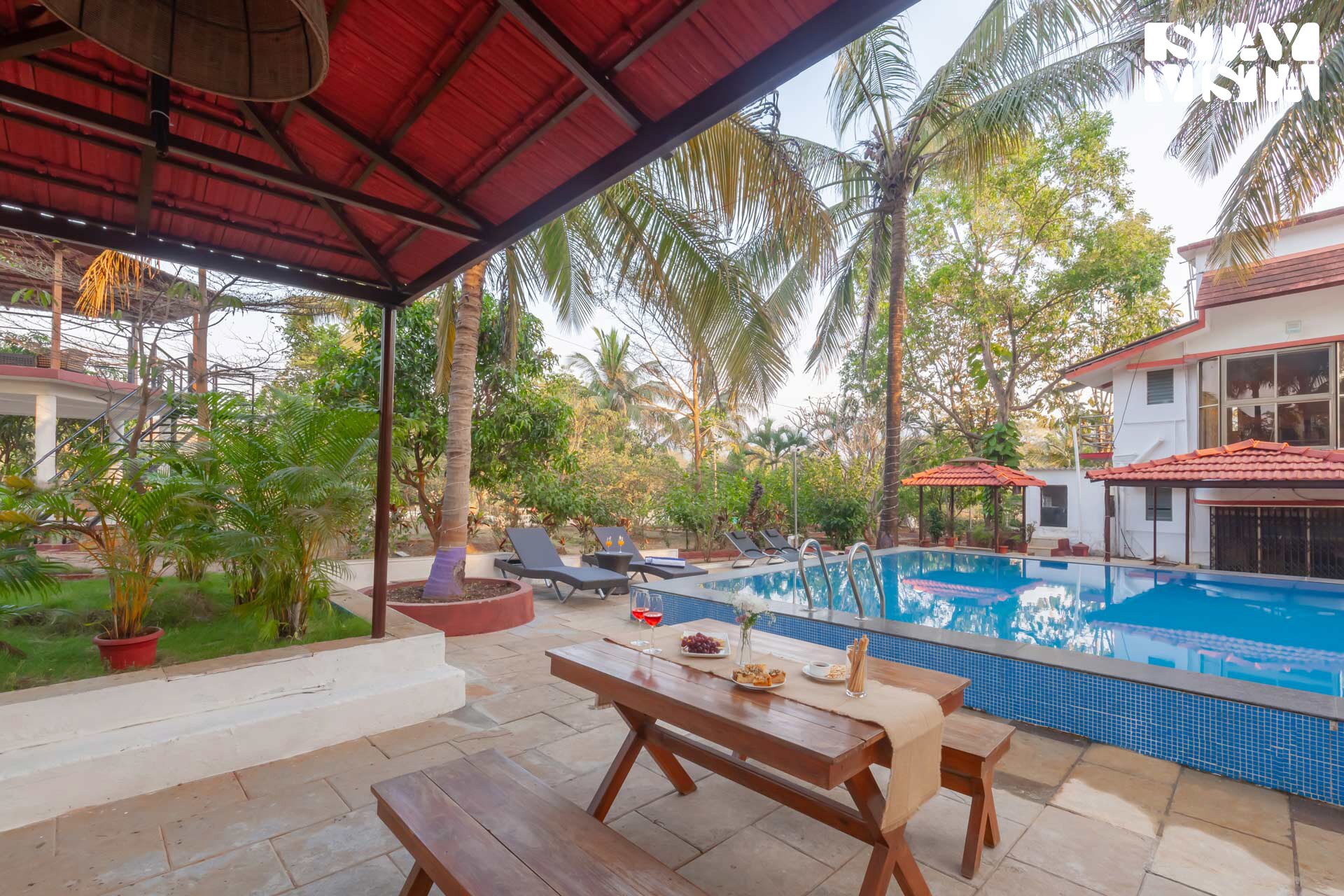 StayVista at Coco @ Firefly Mountain Retreat 𝗕𝗢𝗢𝗞 Pali, Maharashtra Villa