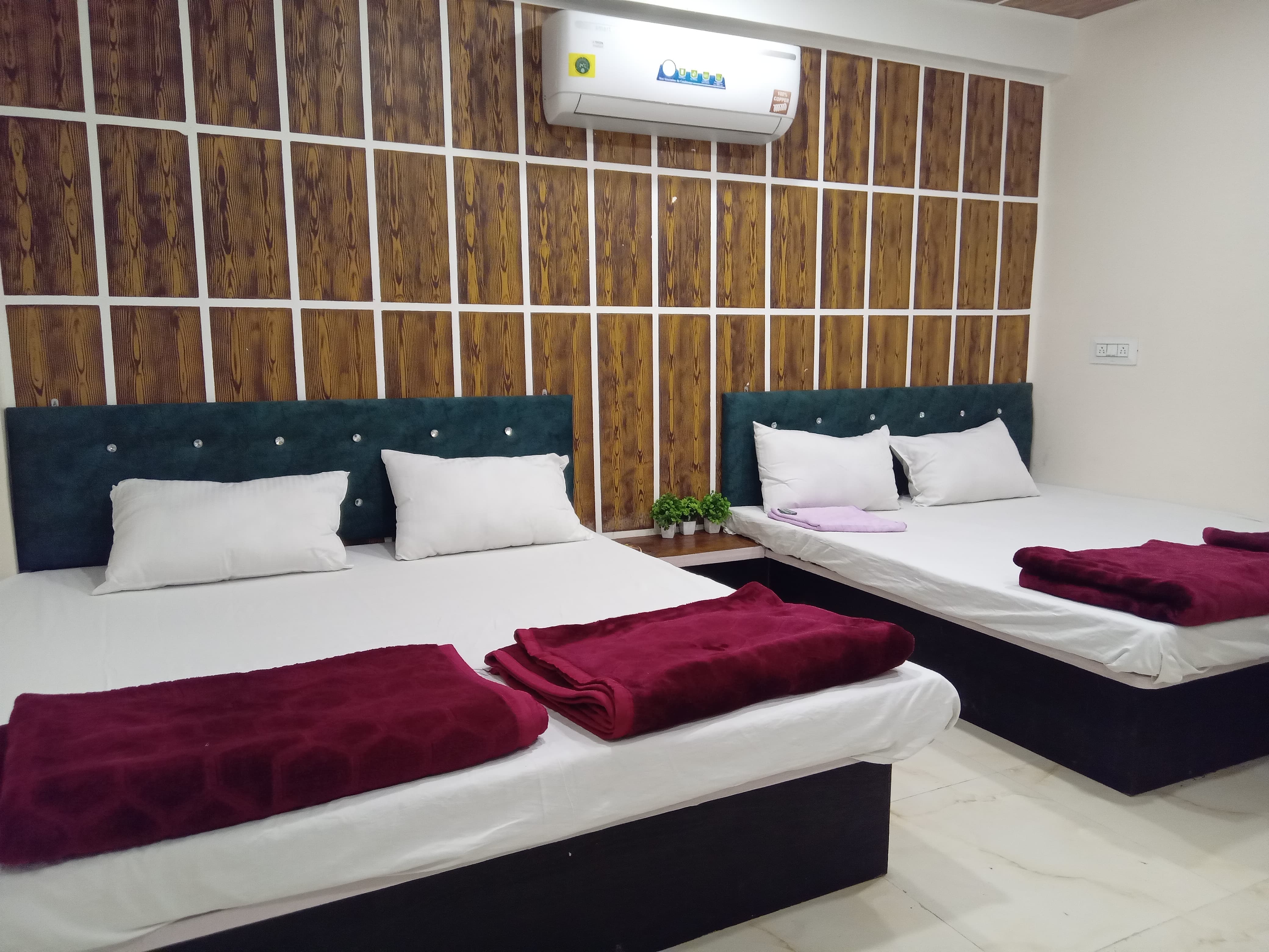 The Indralok Stays 𝗕𝗢𝗢𝗞 Ujjain Homestay