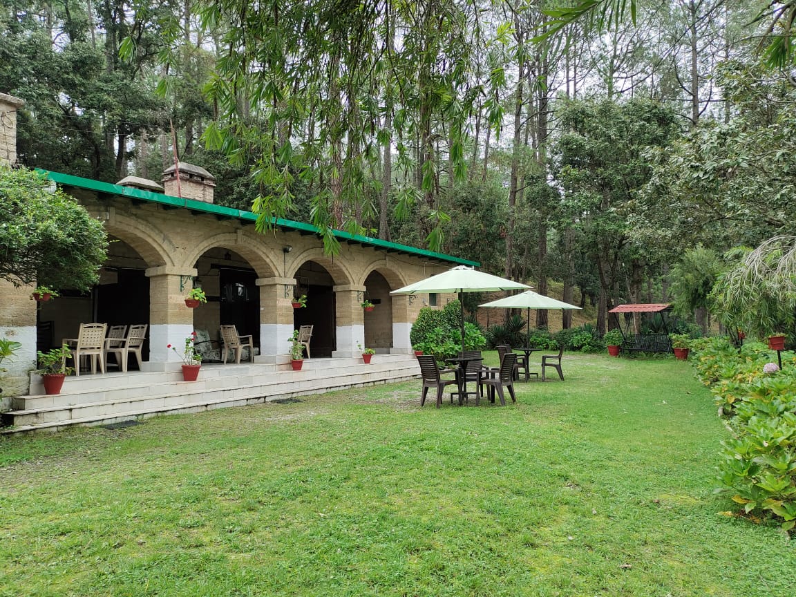 West View Hotel 𝗕𝗢𝗢𝗞 Ranikhet Resort