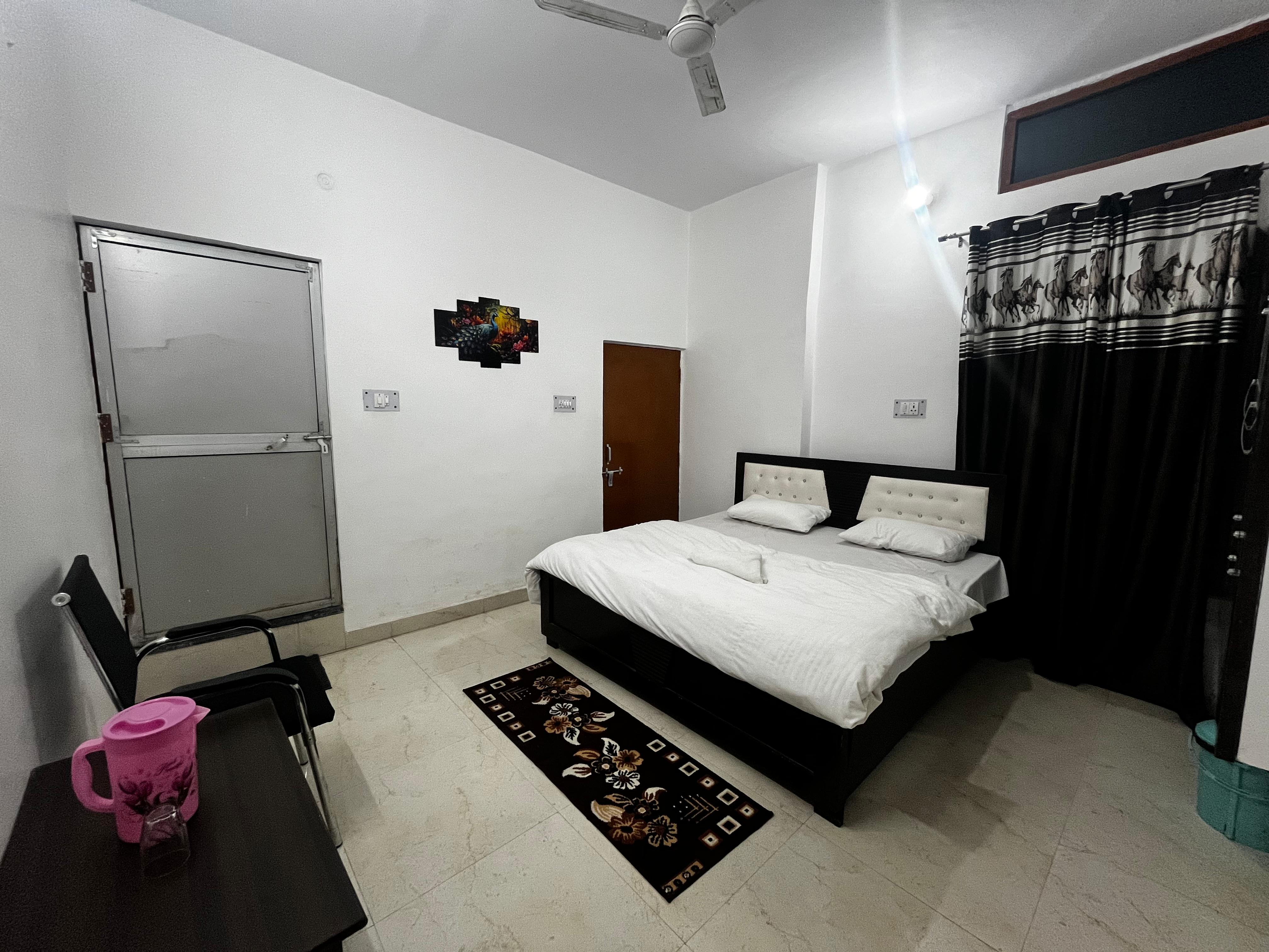 Avadh homestay Ayodhya - Reviews, Photos & Offer
