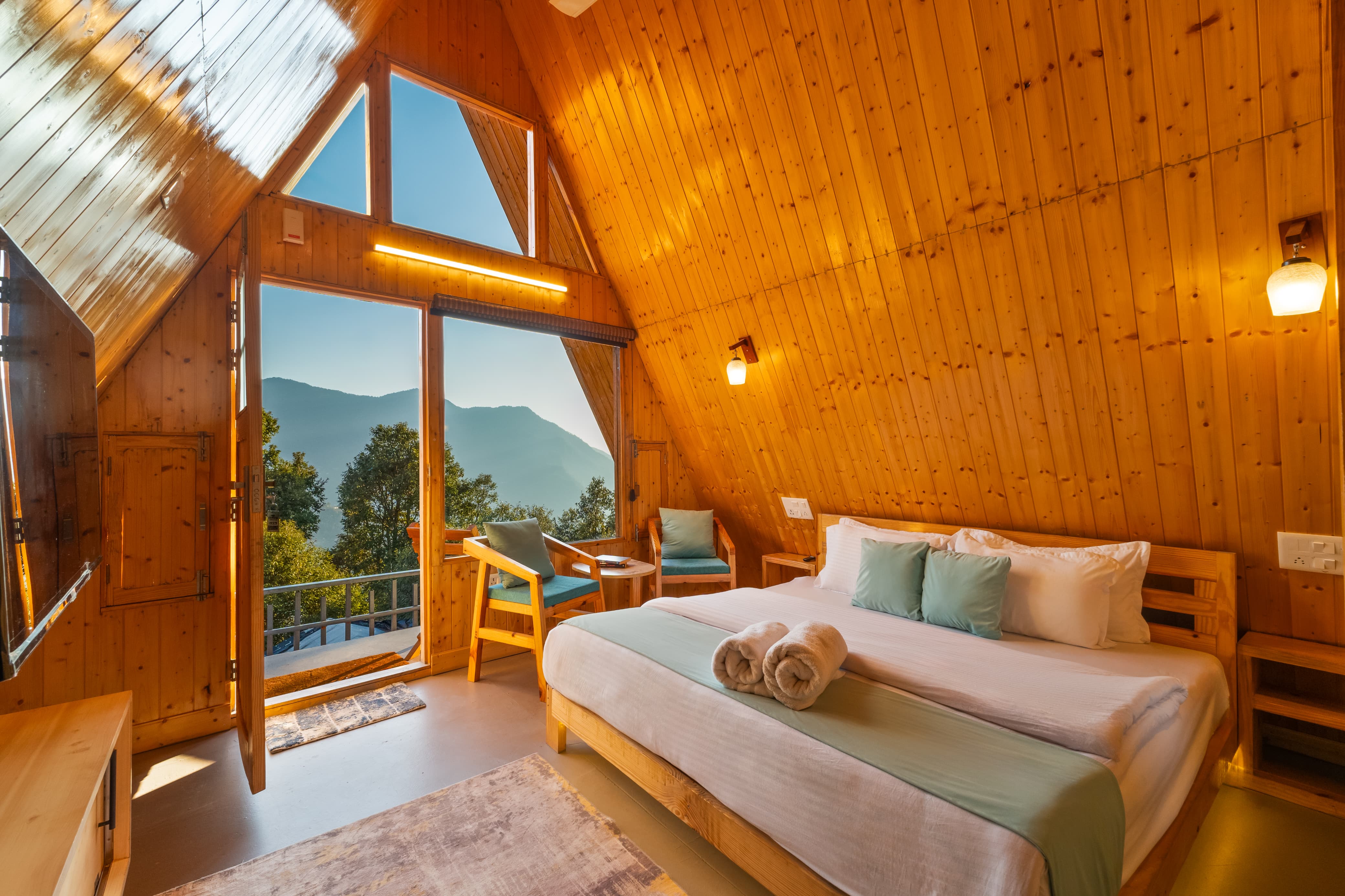 The Raibaar Chalett 𝗕𝗢𝗢𝗞 Chopta Cottage