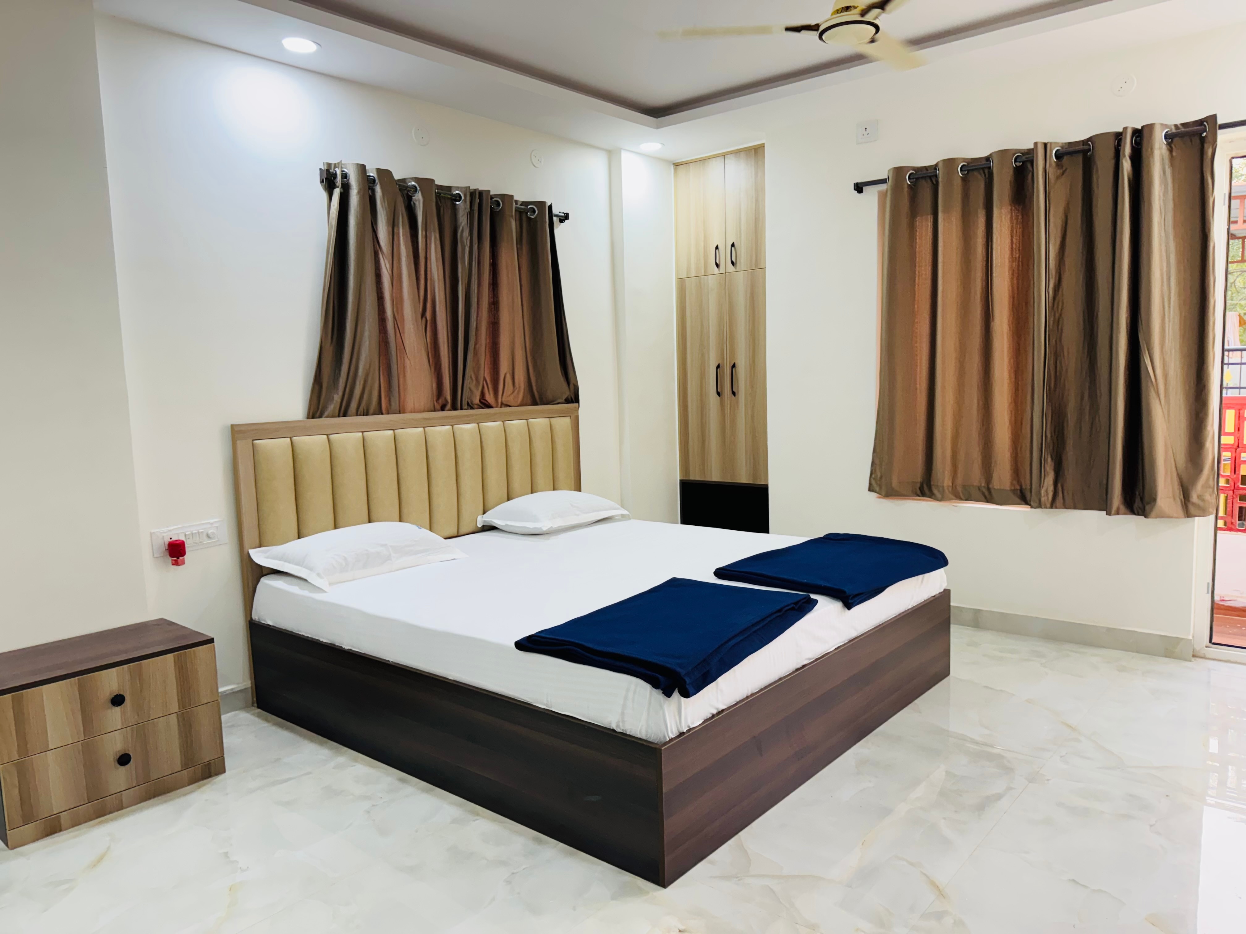 Royal Audumbar Palazzo 𝗕𝗢𝗢𝗞 Afzalpur Hotel