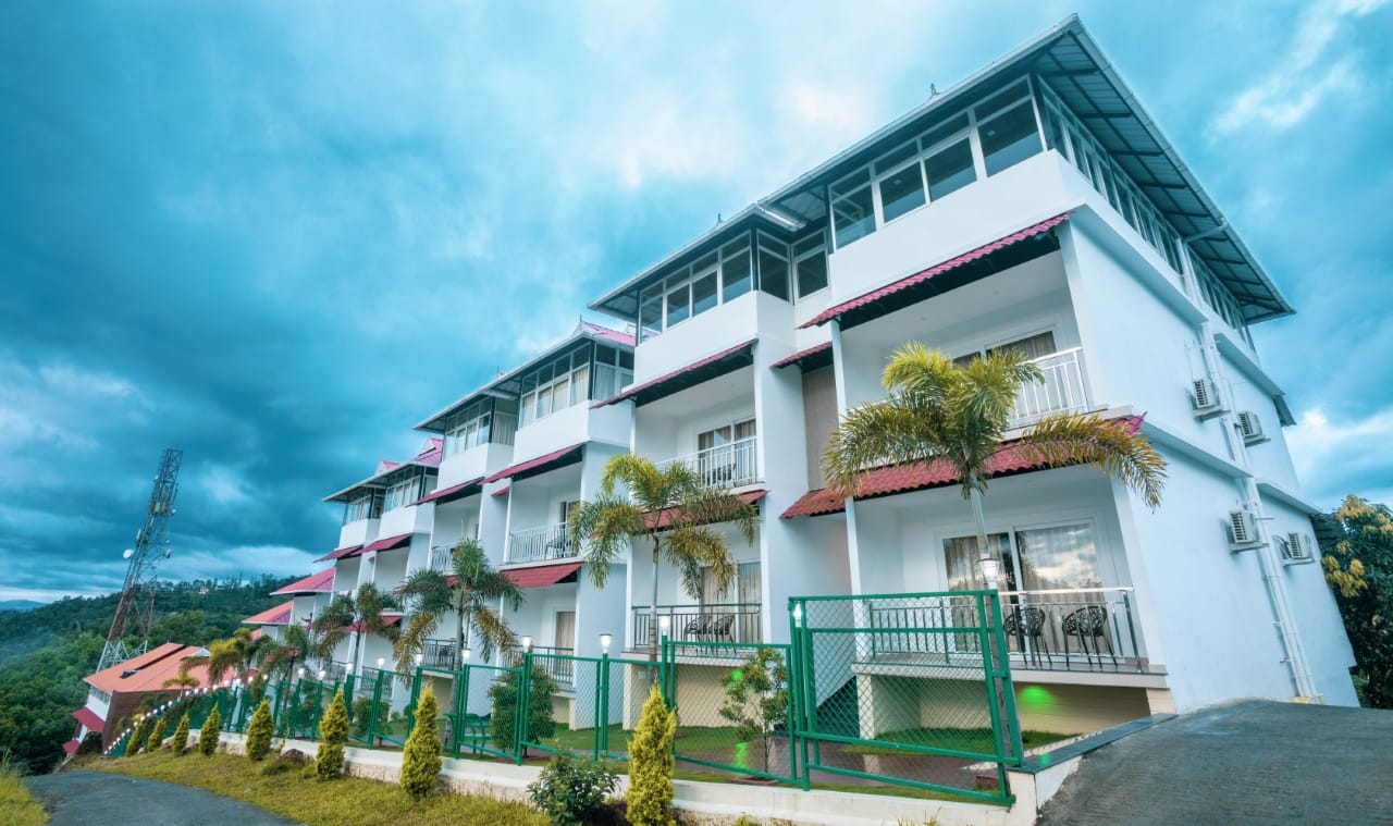The Lake View Resort Munnar 𝗕𝗢𝗢𝗞 Munnar Resort