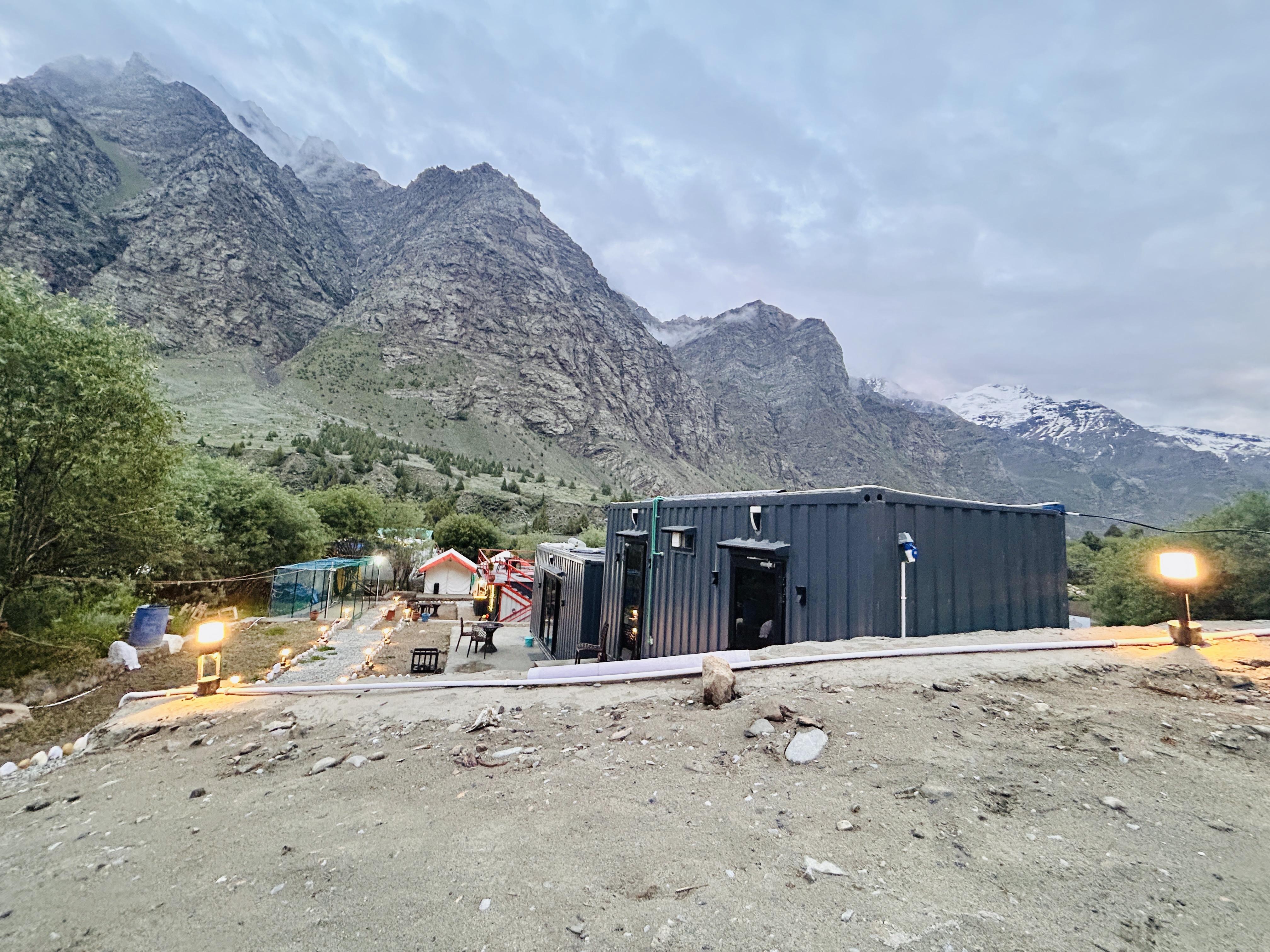Kubes By The Raasta Hotel Lahaul - Reviews, Photos & Offer