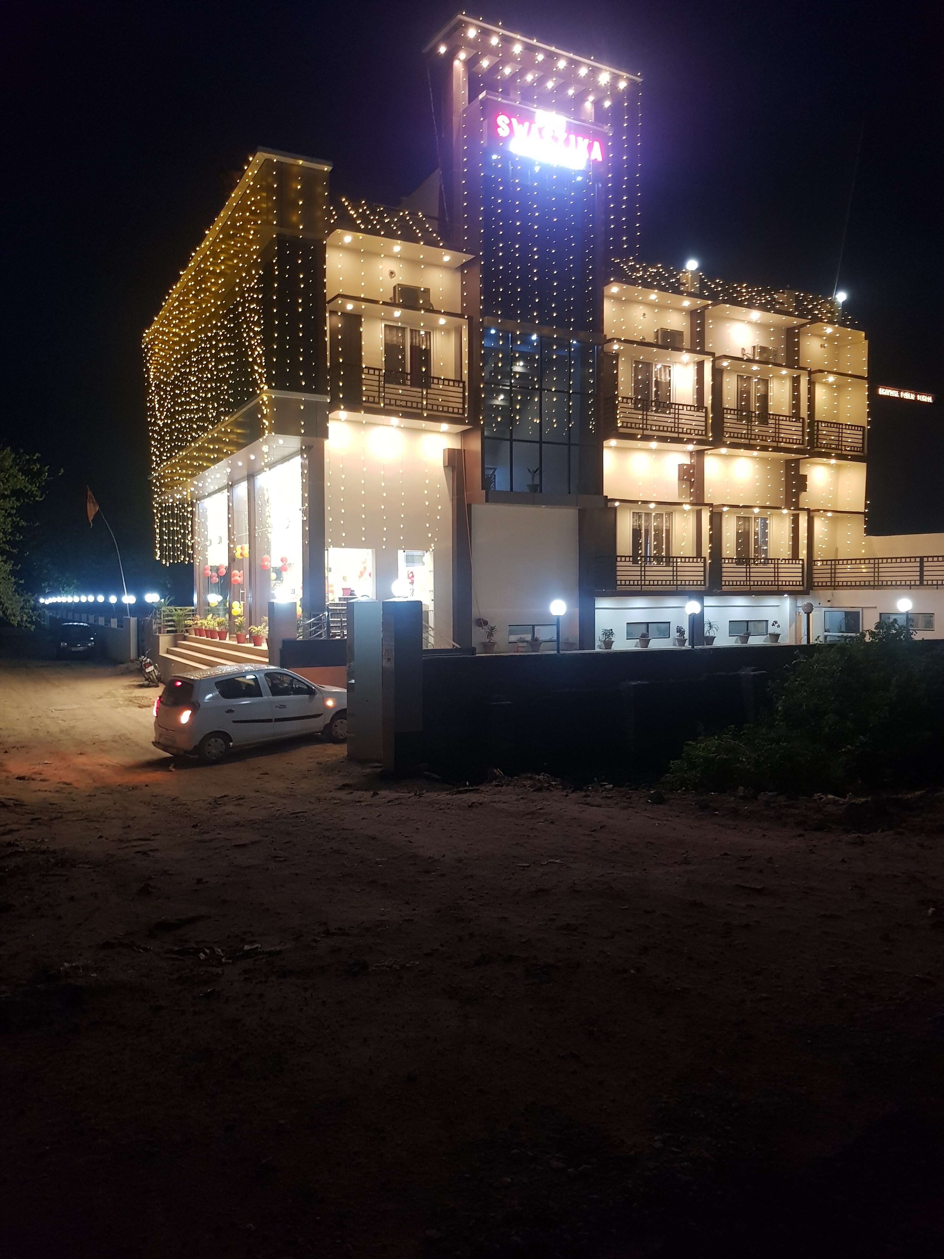 Swastika Homestay 𝗕𝗢𝗢𝗞 Ayodhya Homestay