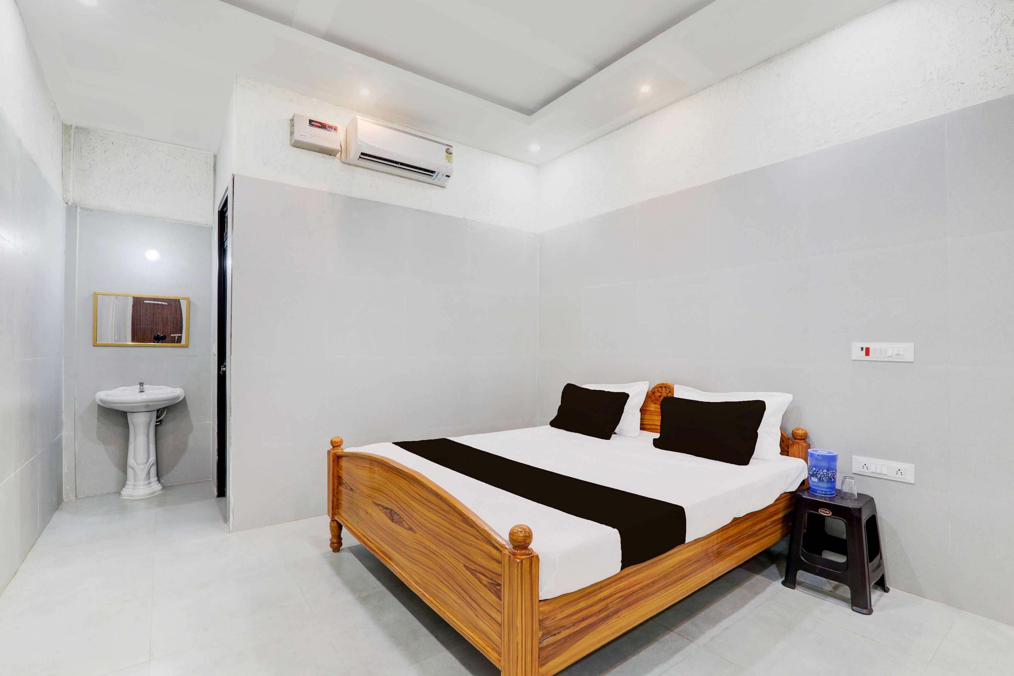 Hotel O Krishna Garden Hotels & Resort 𝗕𝗢𝗢𝗞 Bihar Sharif Hotel