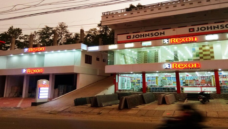 Rexon Residency | AC & Non-AC Rooms 헕헢헢헞 Kattappana BnB